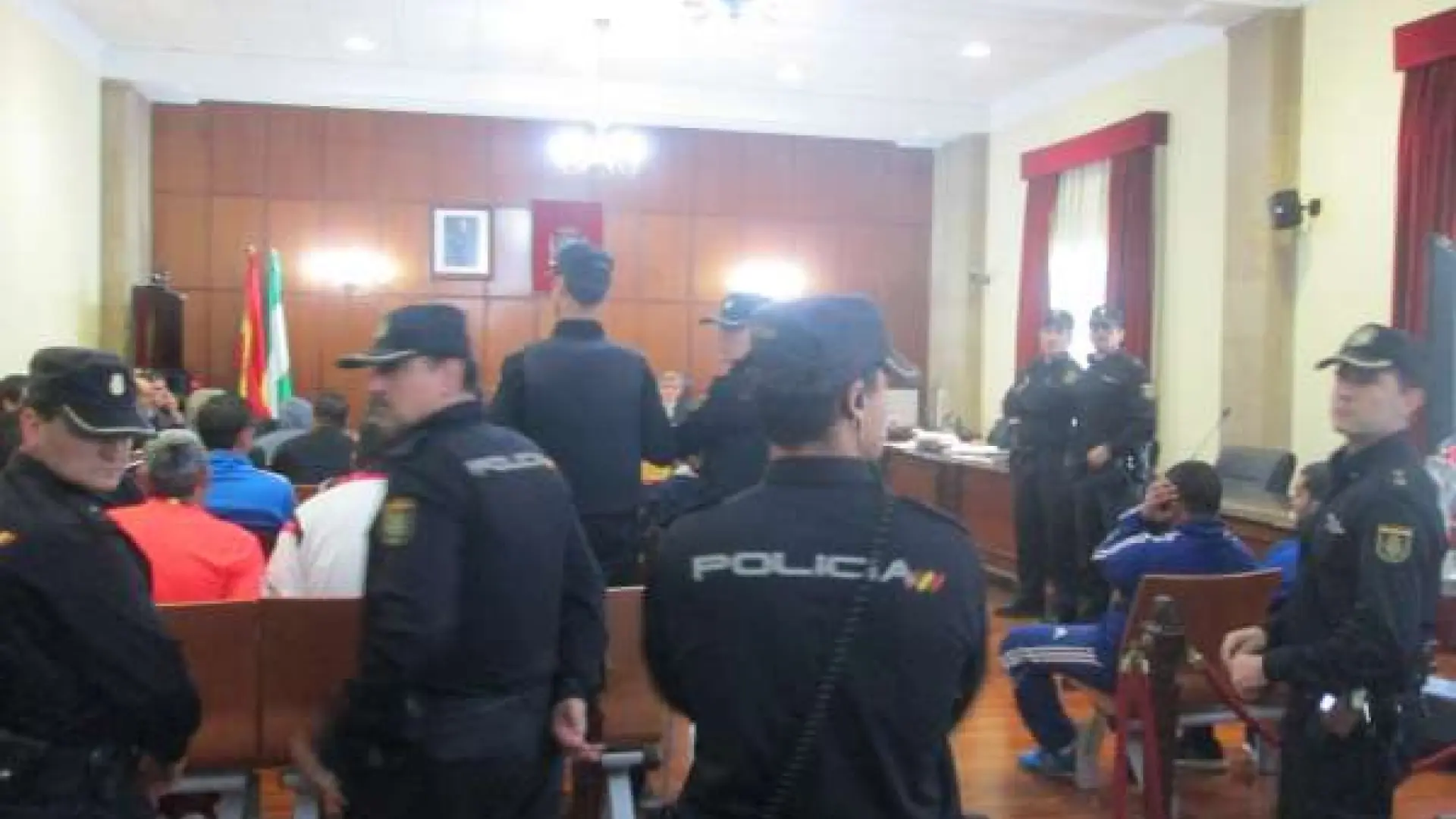 Penas De Entre 4 Y Un Año De Cárcel Para Los Acusados De Dos Clanes
