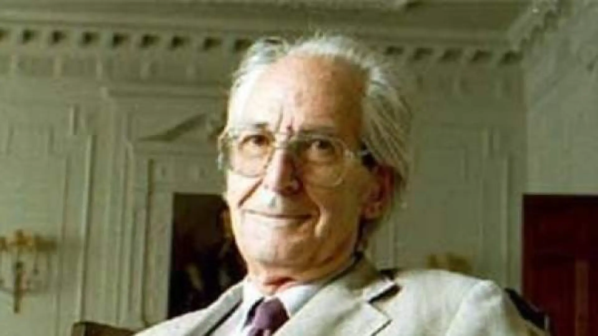 Fallece a los 96 años Raymond Carr, el gran historiador de la España ...