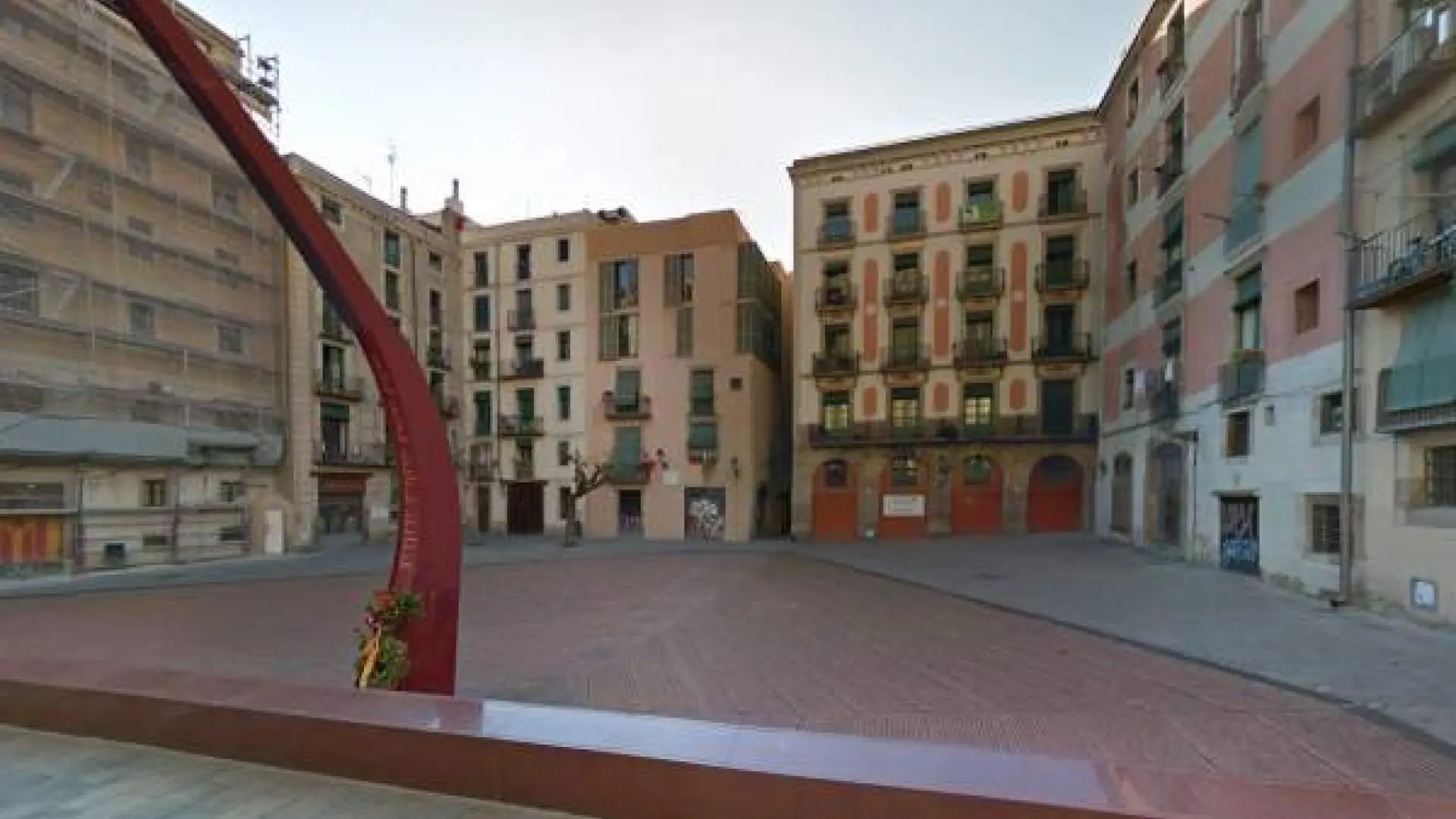 Un hombre muere tras ser apuñalado en el distrito de Ciuta Vella de ...