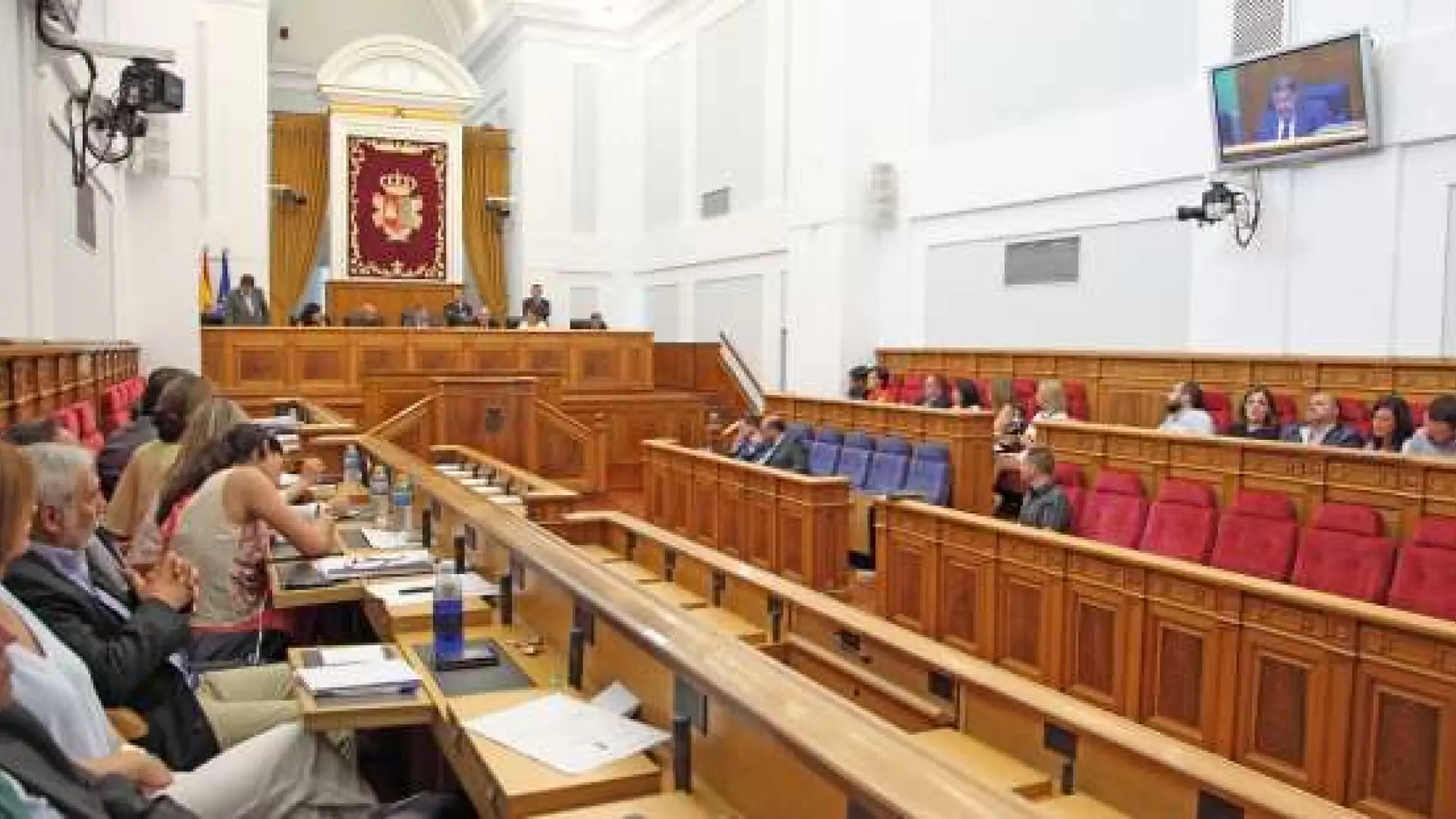 Las Cortes de C-LM celebrarán al mes tres plenos, que volverán al ...