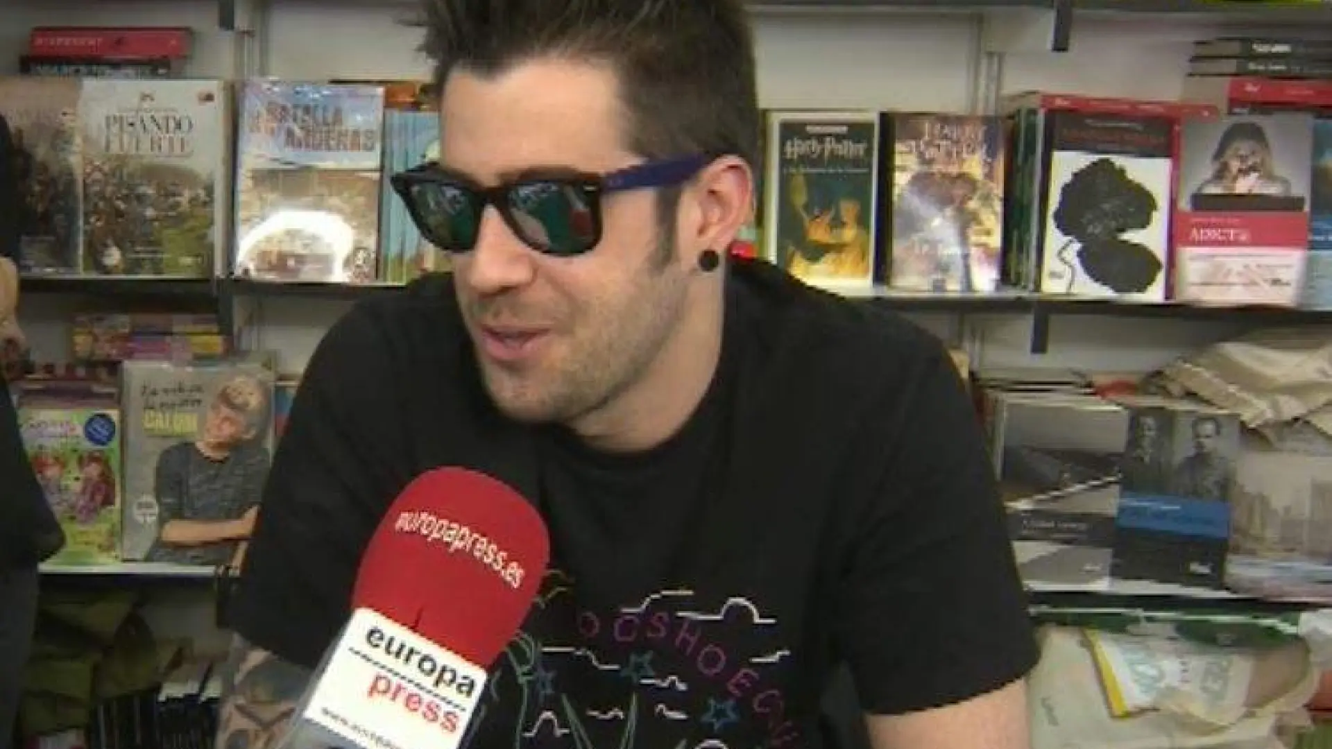 Vídeo: Vídeo: Entrevista con AuronPlay en la Feria del Libro