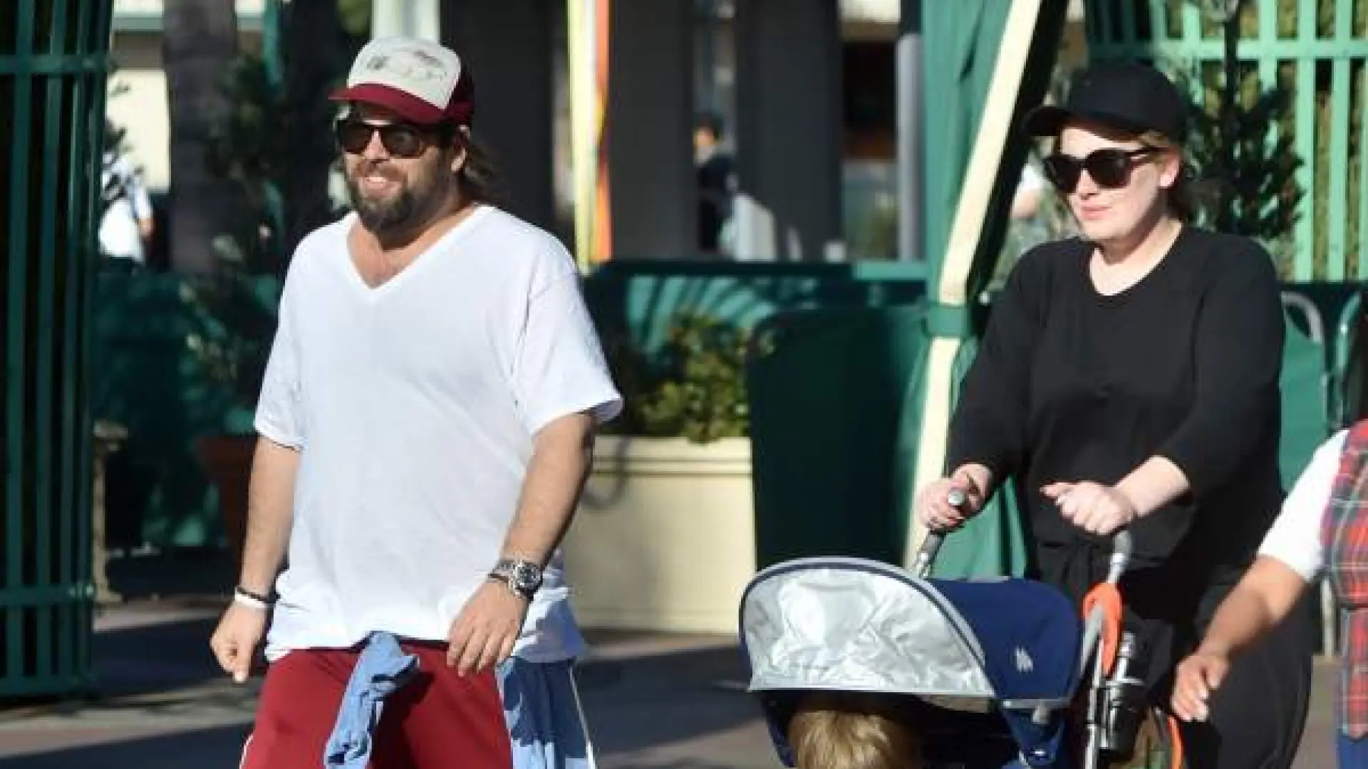 Adele dejará los grandes escenarios durante 10 años para cuidar de su hijo