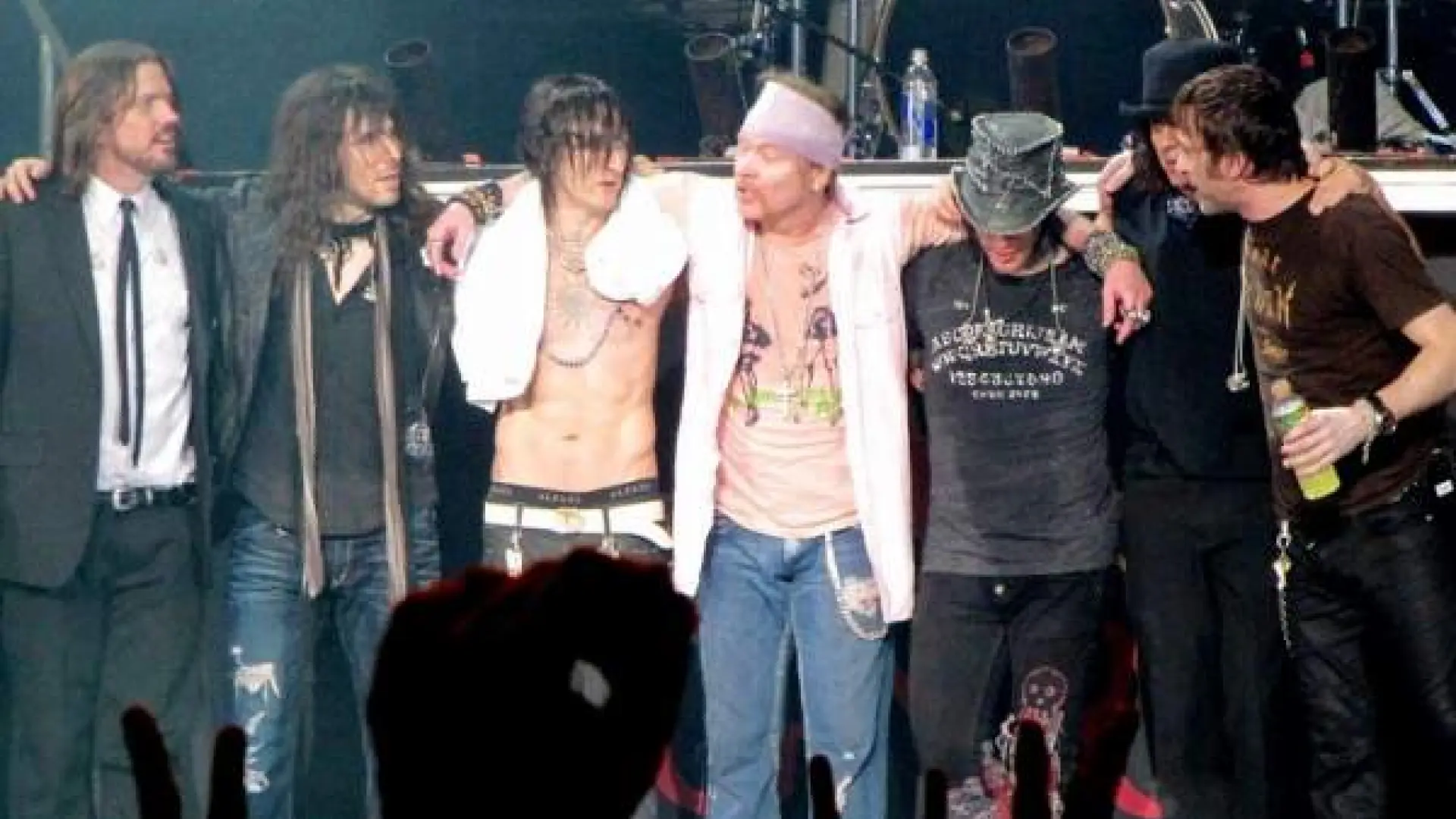 Guns N'Roses estrena 'Absurd', su primer tema inédito en 13 años