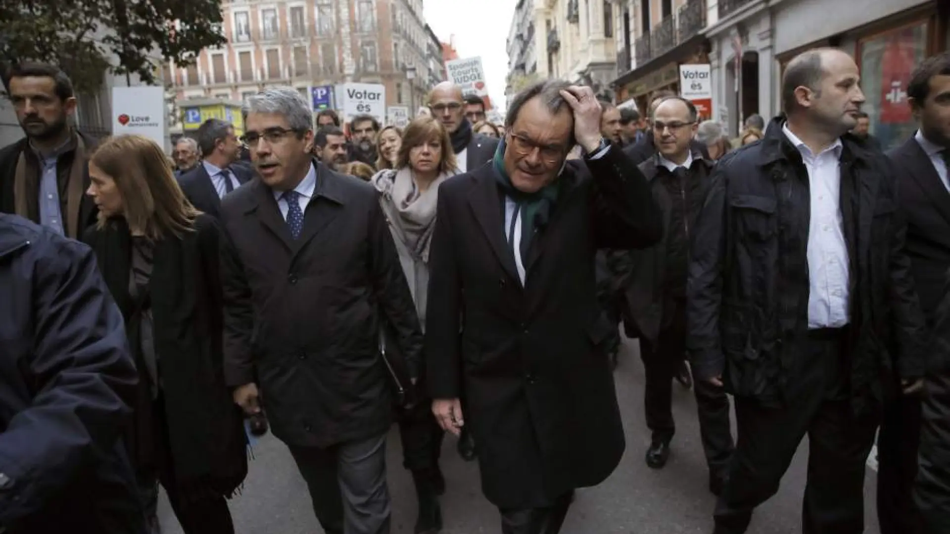 Mas: "Cuando recibimos la notificación del TC paramos la consulta que ...