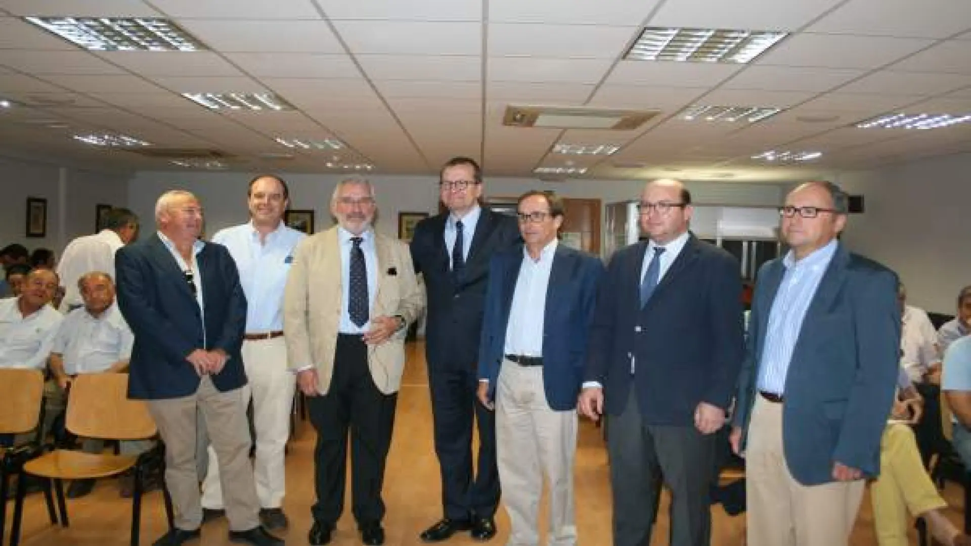 El secretario general de Copa-Cogeca se reúne con Asaja y defiende la ...