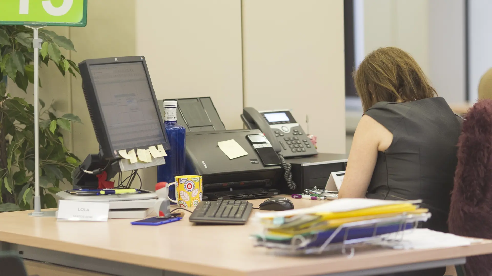 Las AA.PP. recortan 166.557 empleos en los últimos cuatro años, según ...