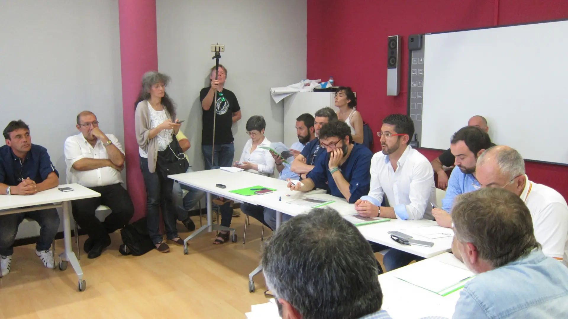 El sector del mar exige ”compromisos” en una reunión con todos los ...