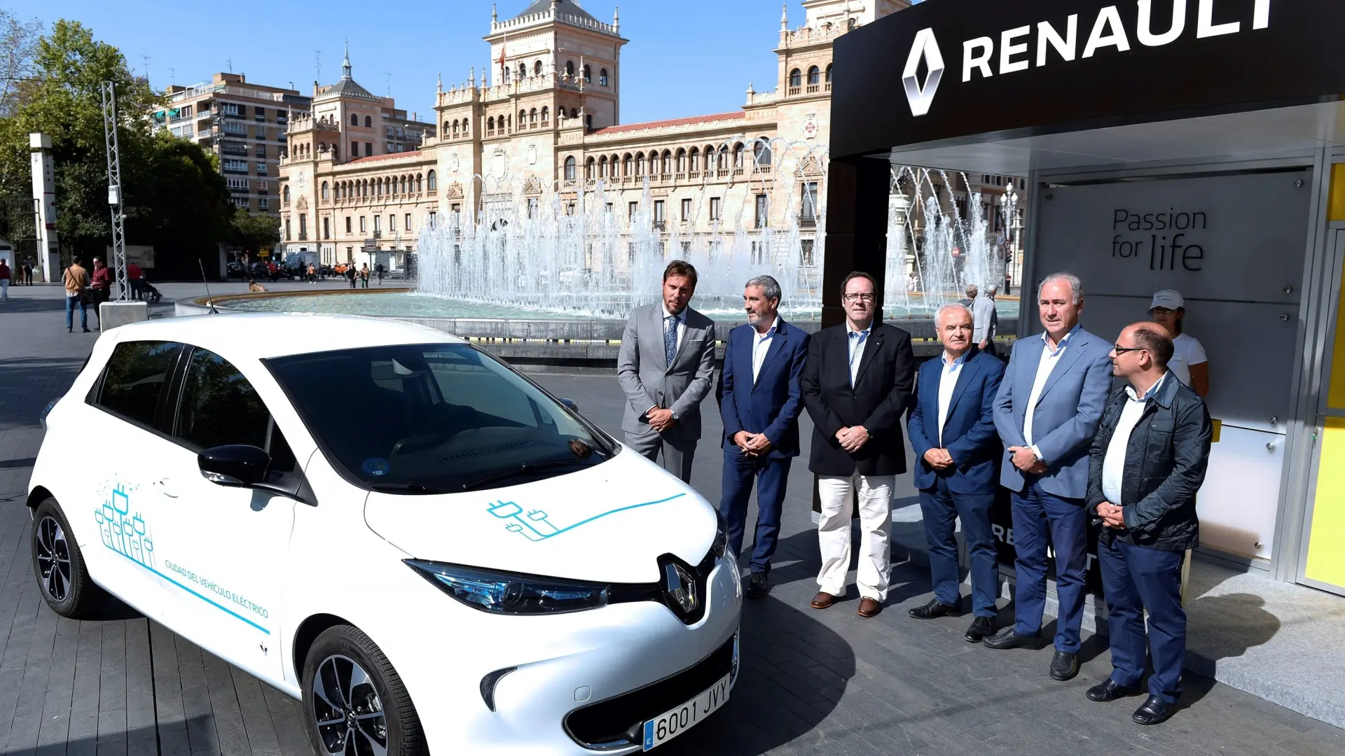 Renault entrega al Ayuntamiento de Valladolid un ZOE eléctrico con ...