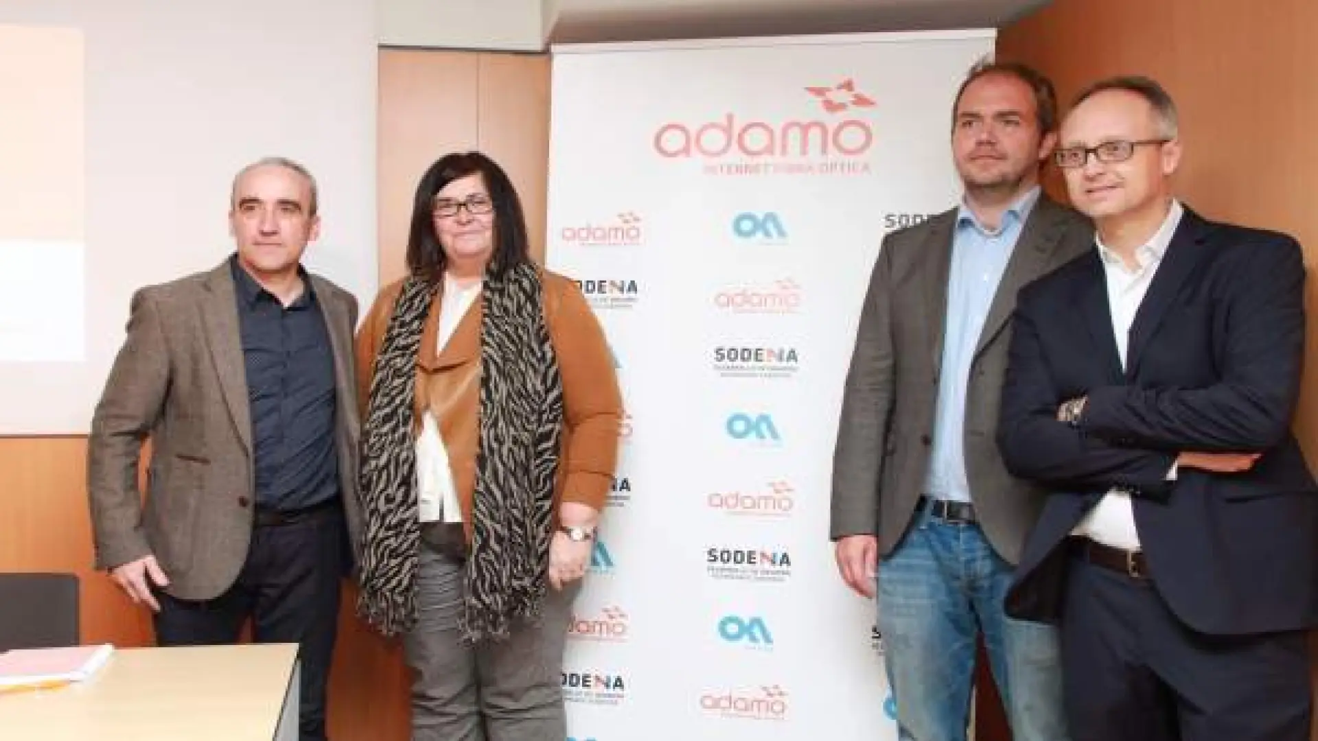 Adamo pone en marcha la primera fase de su red de fibra óptica en ...