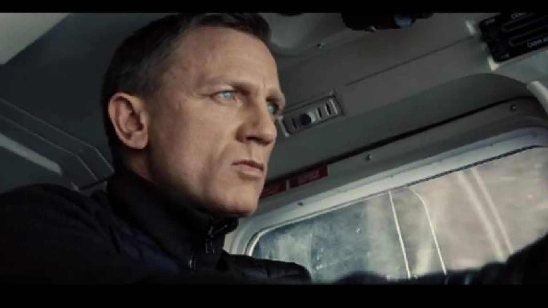 El actor Daniel Craig subastará en abril su coche Aston Martin 007