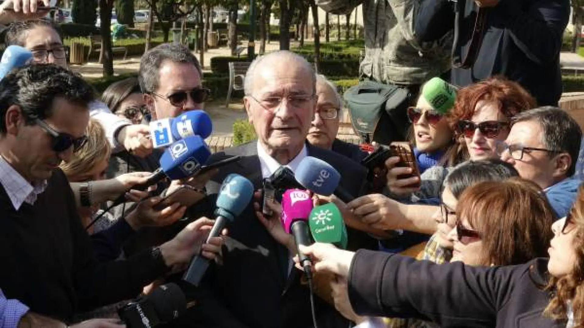 AV.- El edil José del Río asume Medio Ambiente sin Limasa y Martín Rojo ...