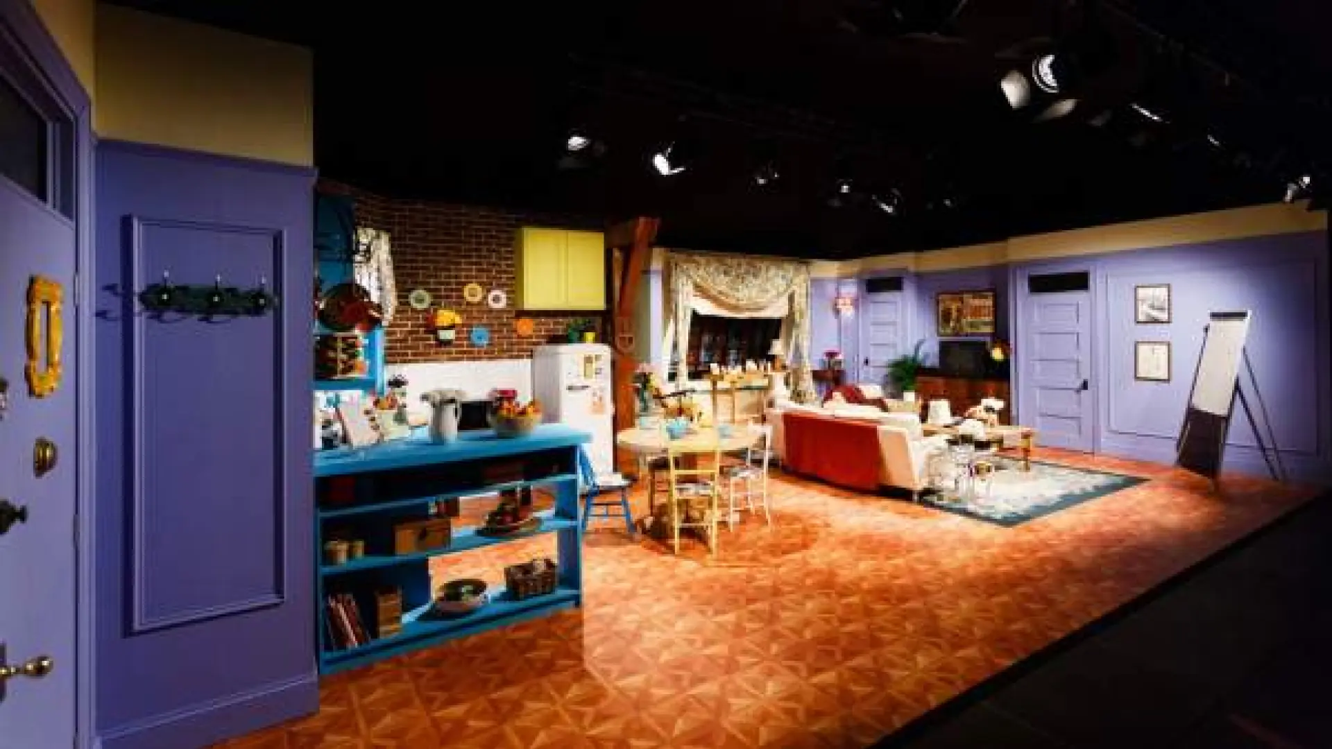 Comedy Central recrea en Madrid los míticos escenarios de 'Friends ...