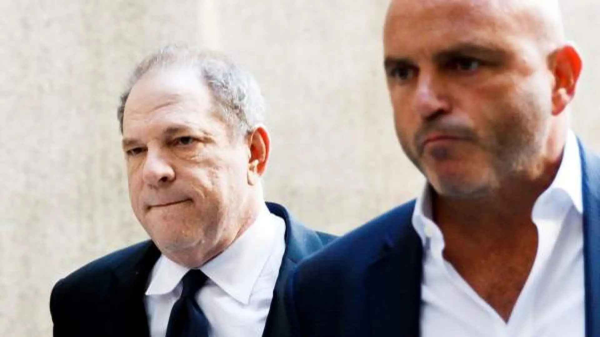 Harvey Weinstein dice que está viviendo "la peor pesadilla" de su vida