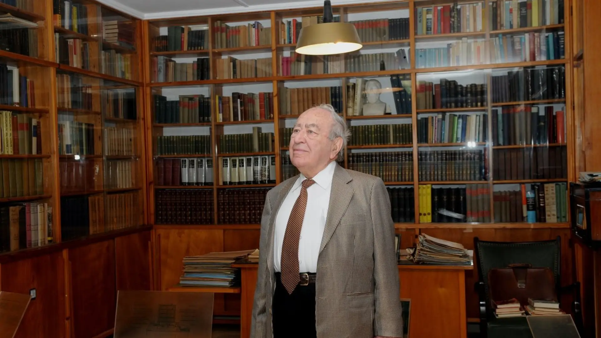 CASOS DE ÉXITO - Marcel Adams sobrevivió al holocausto, se hizo ...