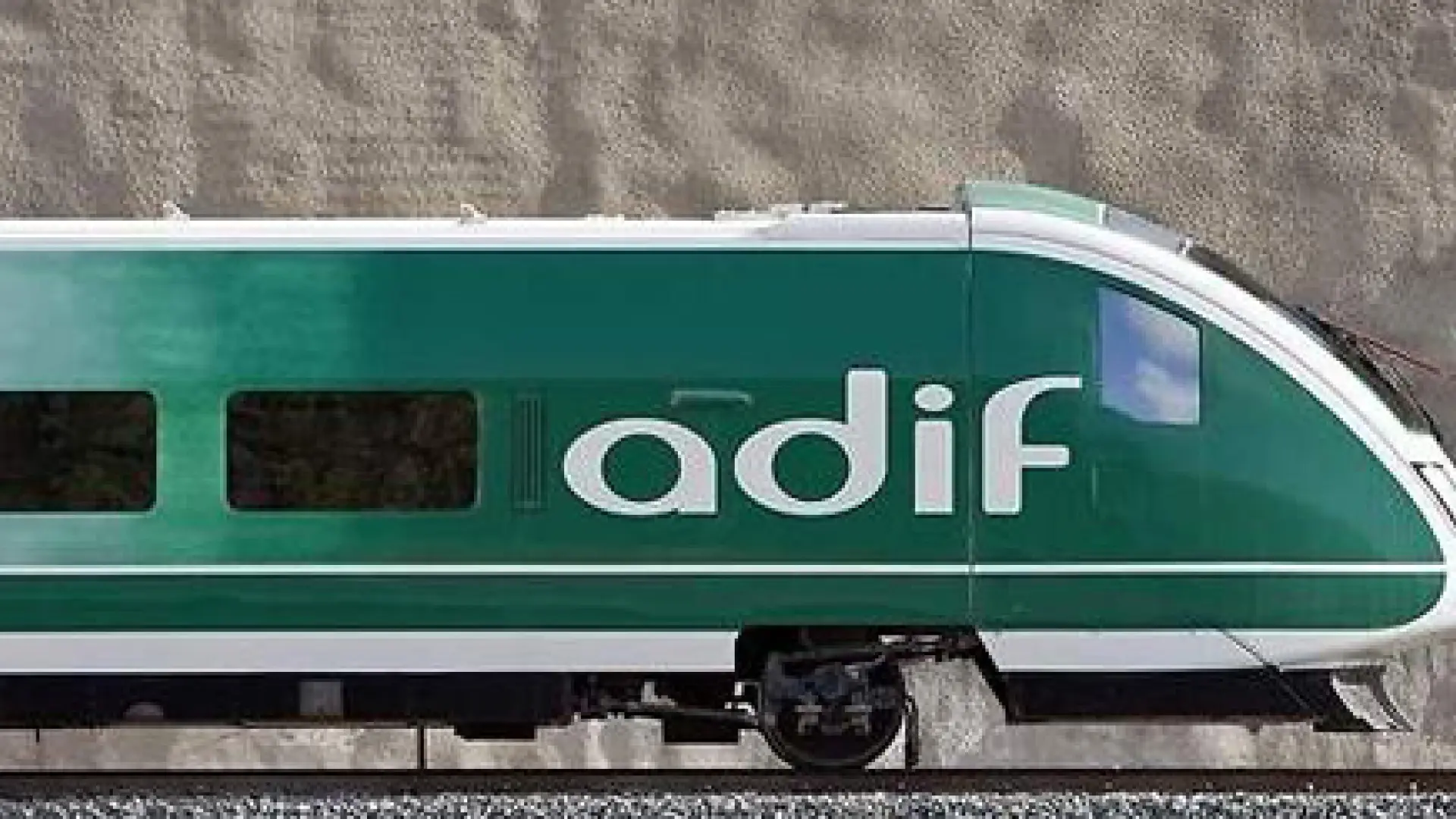 BONOS VERDES - Boom de los bonos verdes: Adif lanza su tercera emisión ...