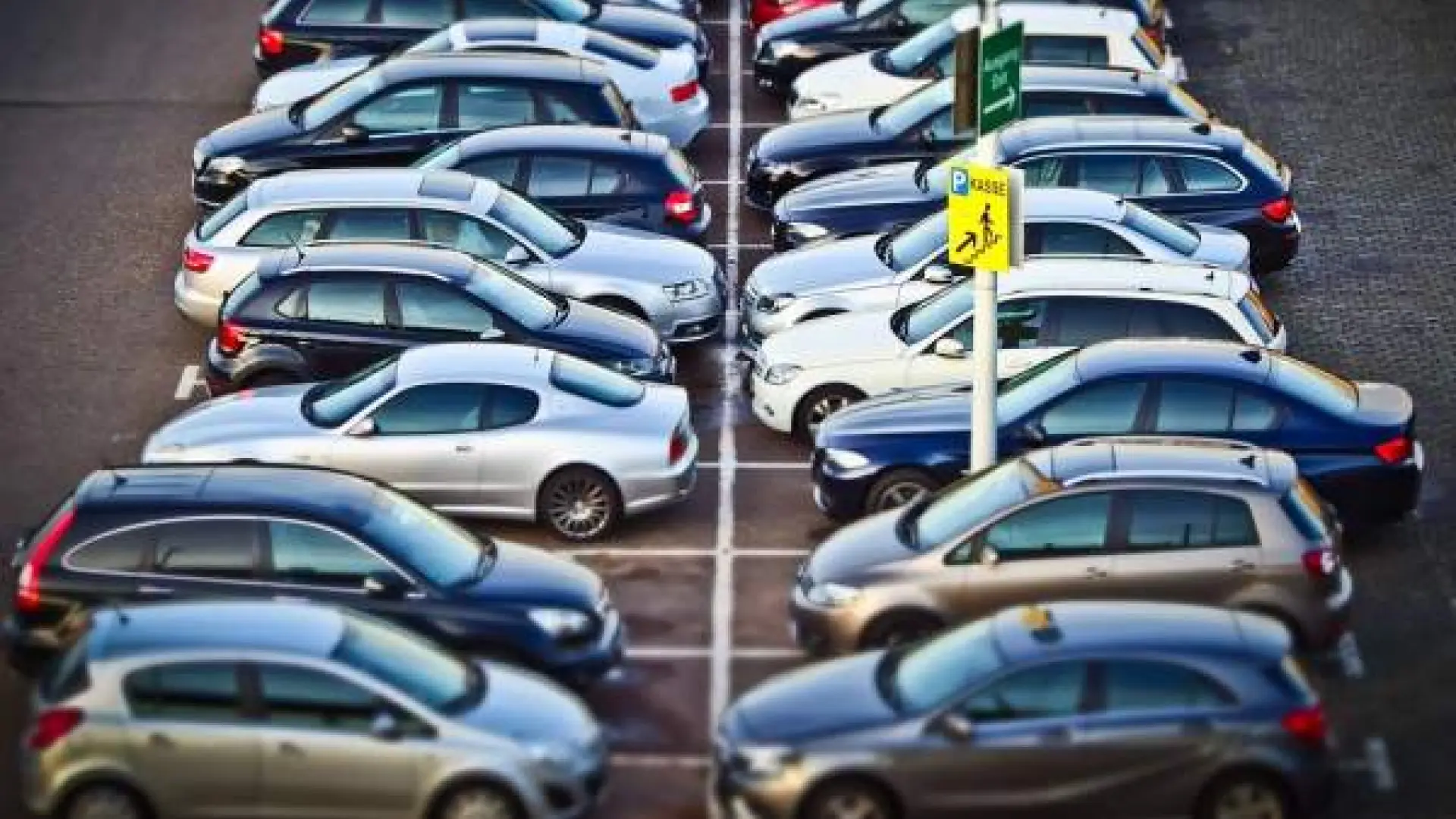 Trucos para aparcar el coche y no perder la paciencia