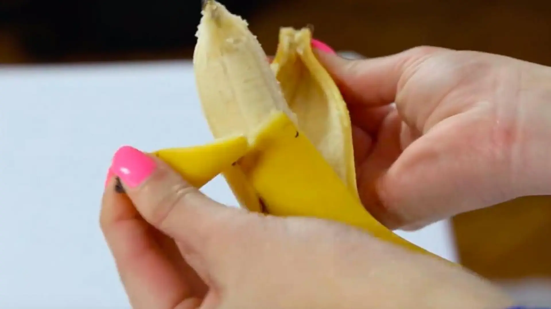 No solo los ajos: aprende a pelar bien todos estos alimentos