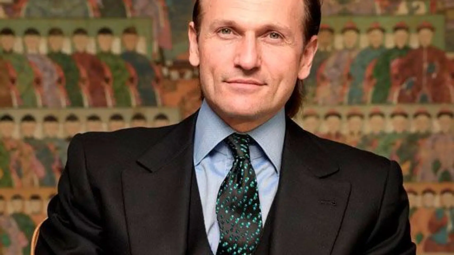 NOTICIAS INMOBILIARIO - El pelotazo de los Hatchwell: 280M para comprar ...