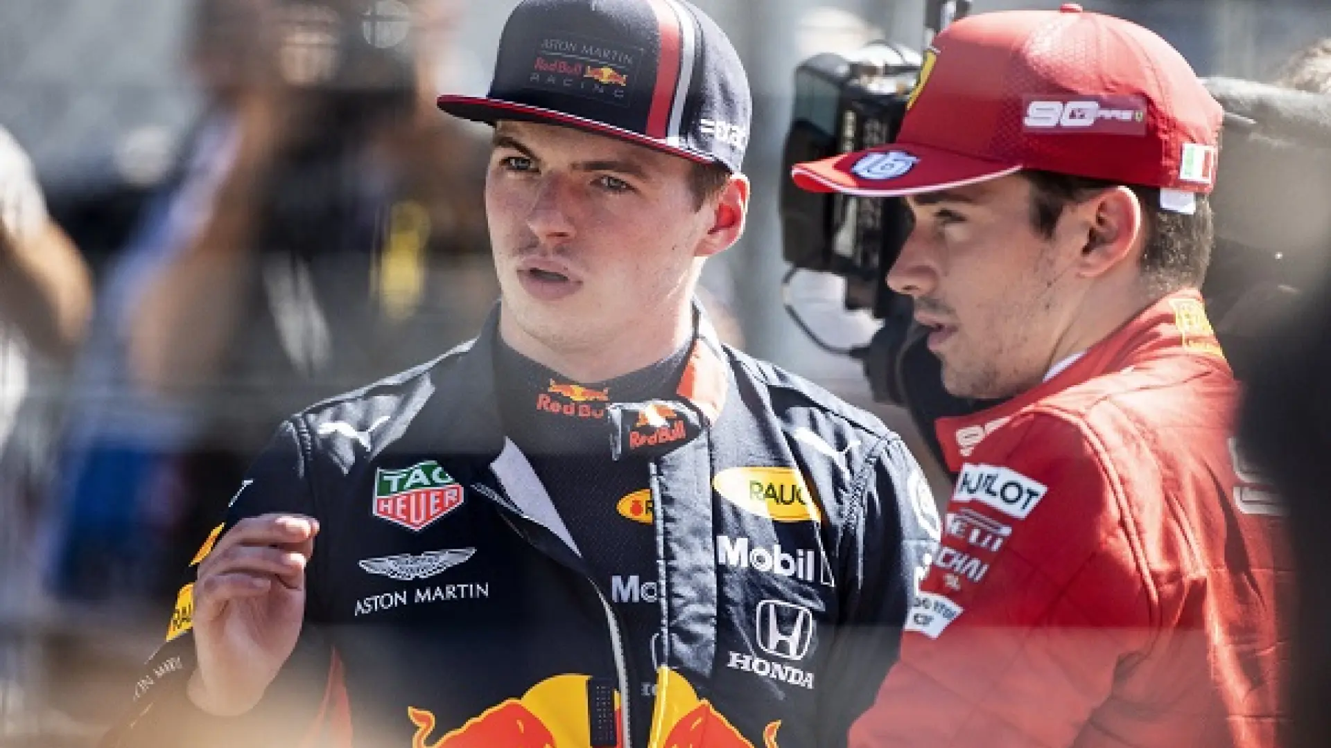 El padre de Verstappen advierte a Red Bull