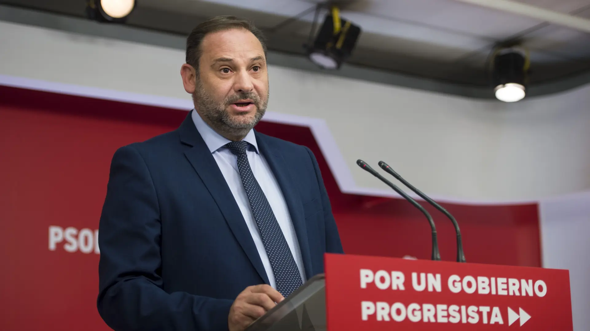 NOTICIAS UBER - Los amos de las VTC preparan un aluvión de recursos ...