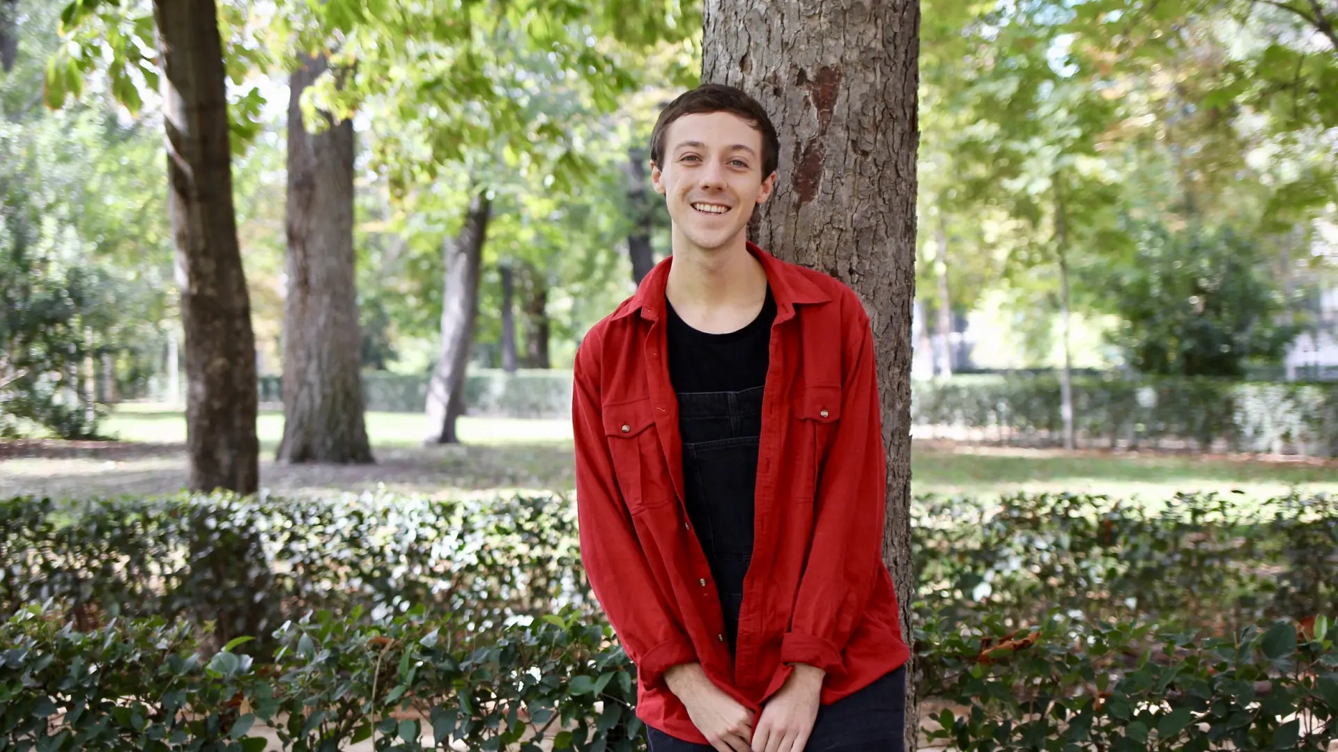 David Rees vuelve a revolucionar las redes con una canción en la que ...