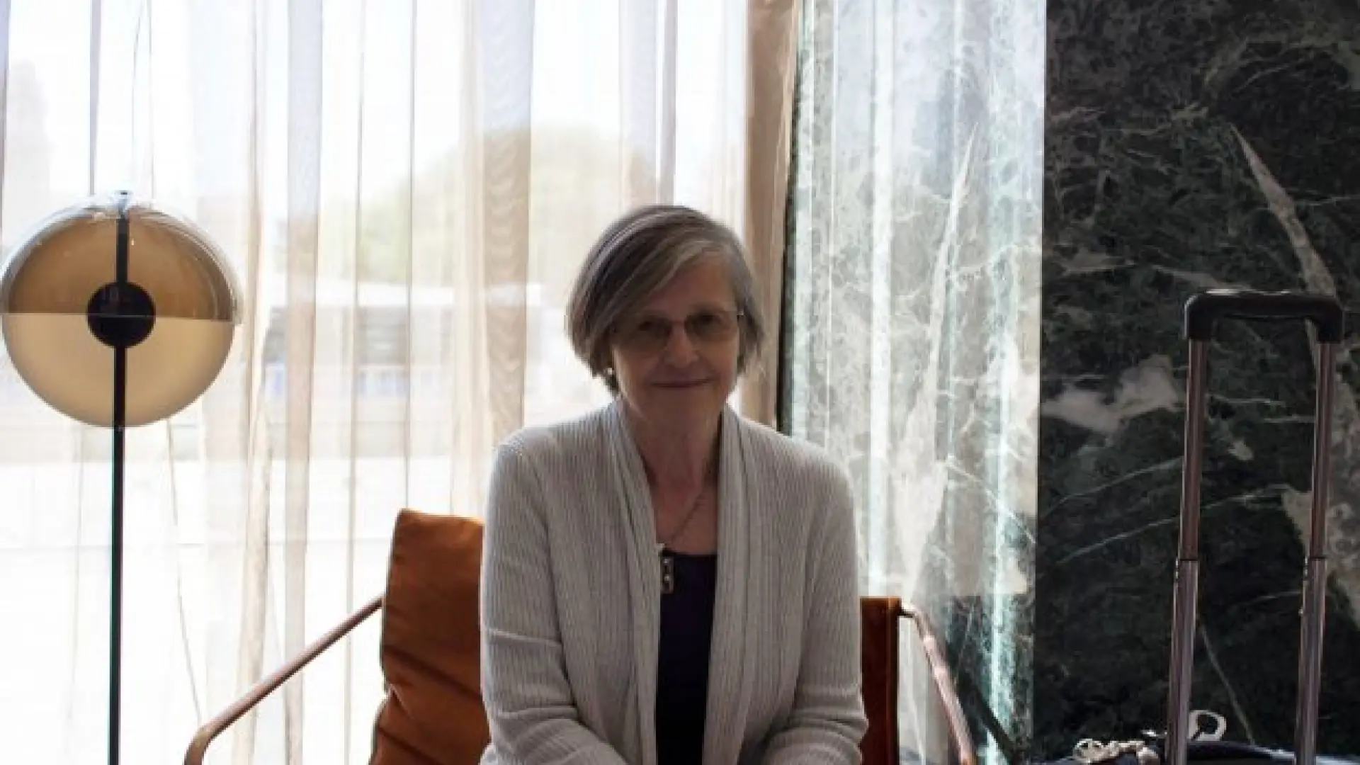 Julia Boyd: "Por más sólidas que nos parezcan nuestras democracias ...