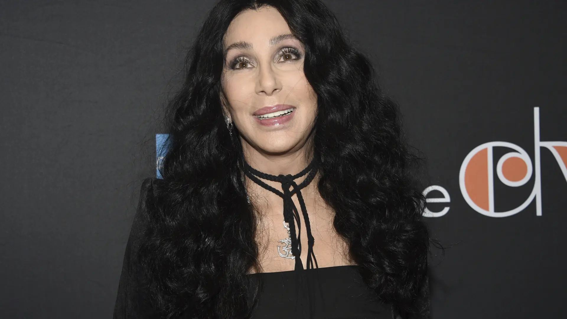 Cher: "El español es una maravilla para cantar"