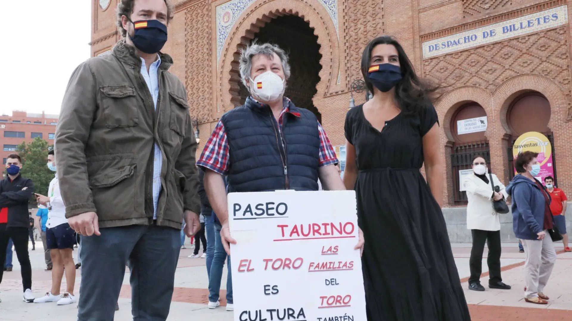 La Comic Sans le roba el protagonismo a Espinosa y Monasterio en una ...