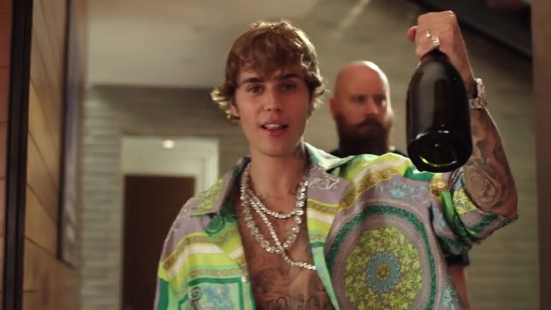 Justin Bieber reapea haciendo playback en 'Popstar' lo nuevo de DJ ...