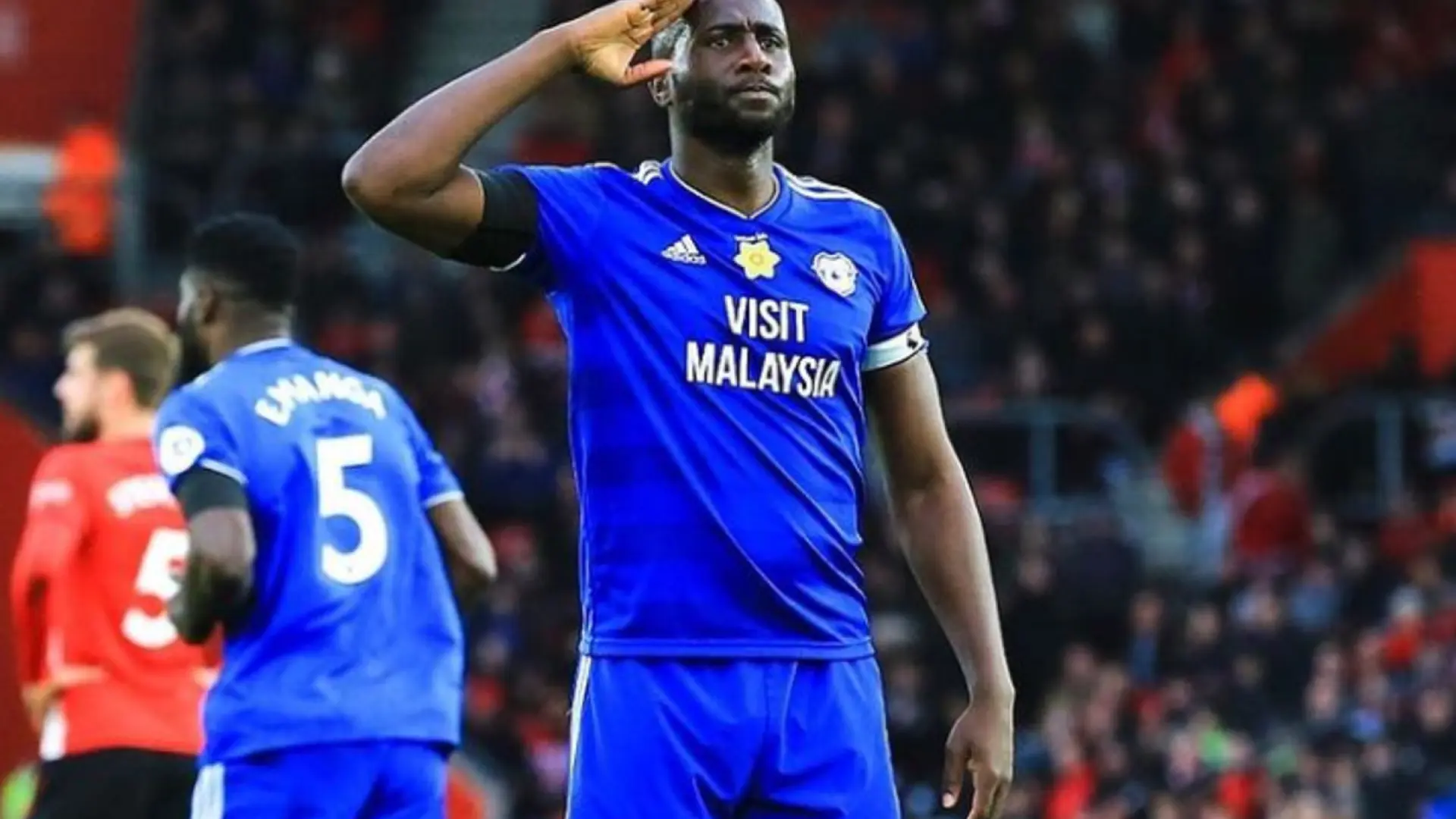 El Cardiff City anuncia que Sol Bamba tiene cáncer y se está sometiendo ...