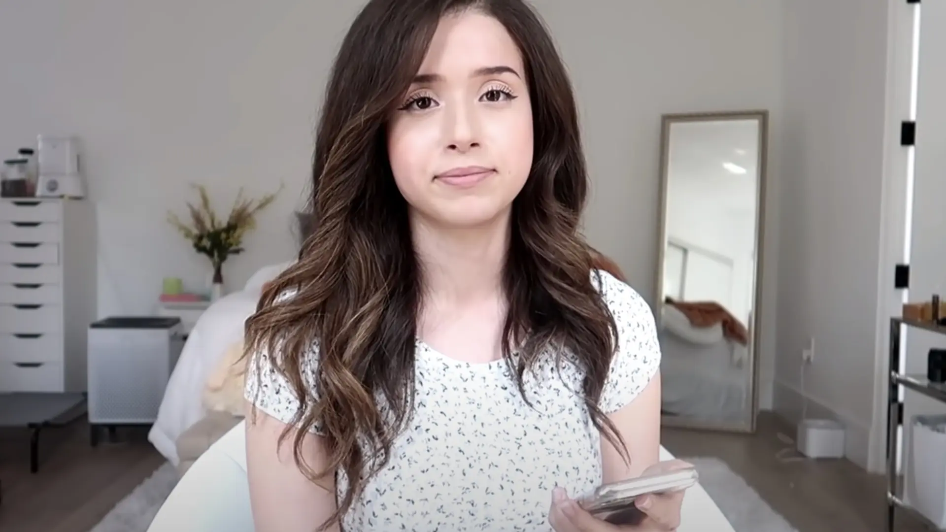 La 'streamer' Pokimane anuncia un directo en YouTube tras su marcha ...