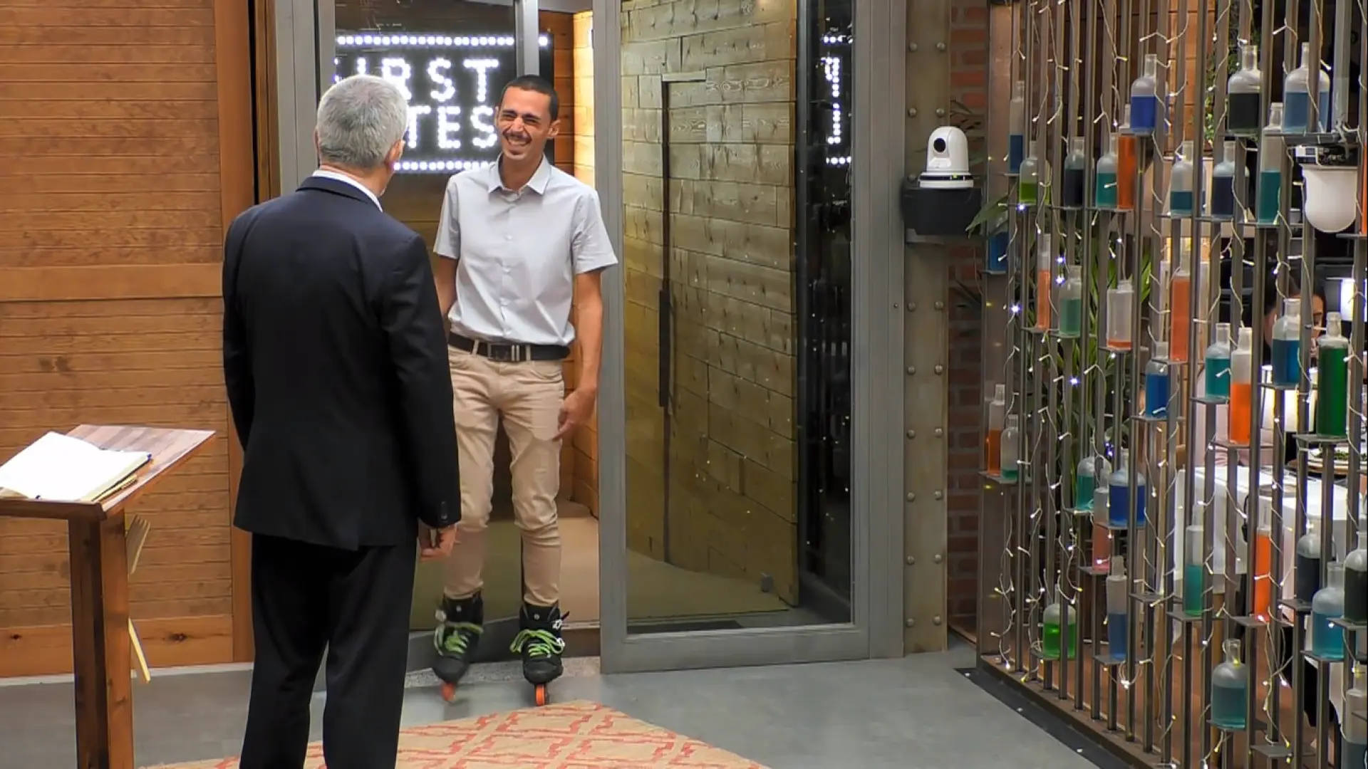 Jordi realiza una de las entradas más originales de la historia de ...