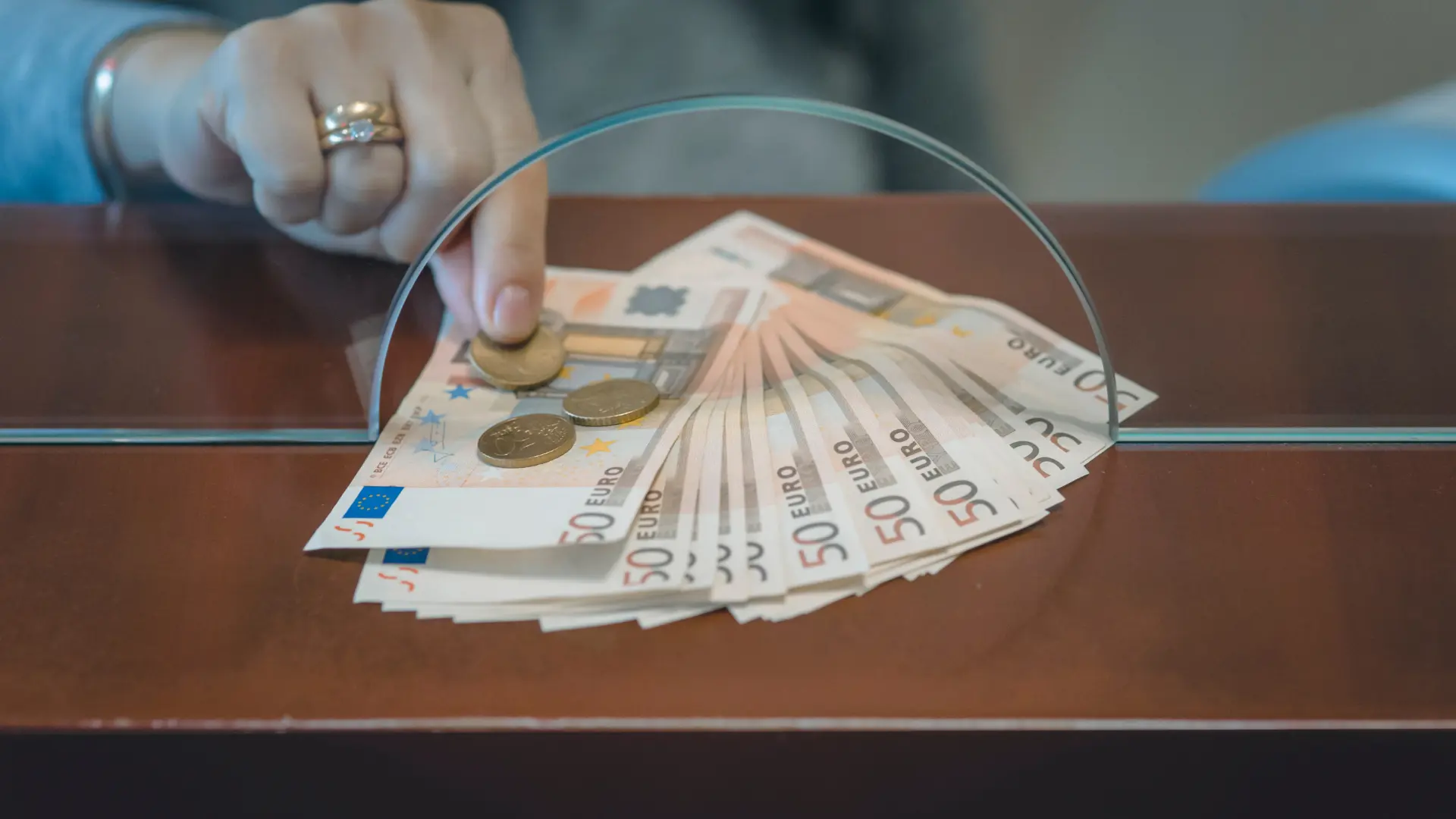 ¿Cómo abrir una cuenta bancaria?