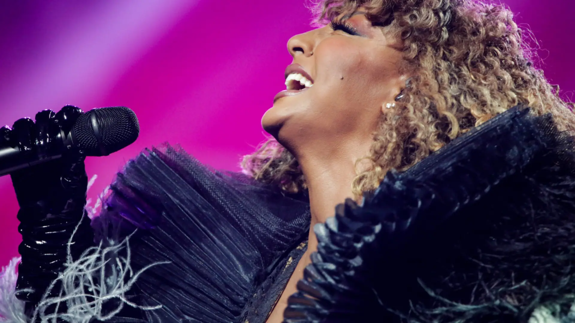 Quién es Senhit, representante de San Marino en Eurovisión 2021 con ...