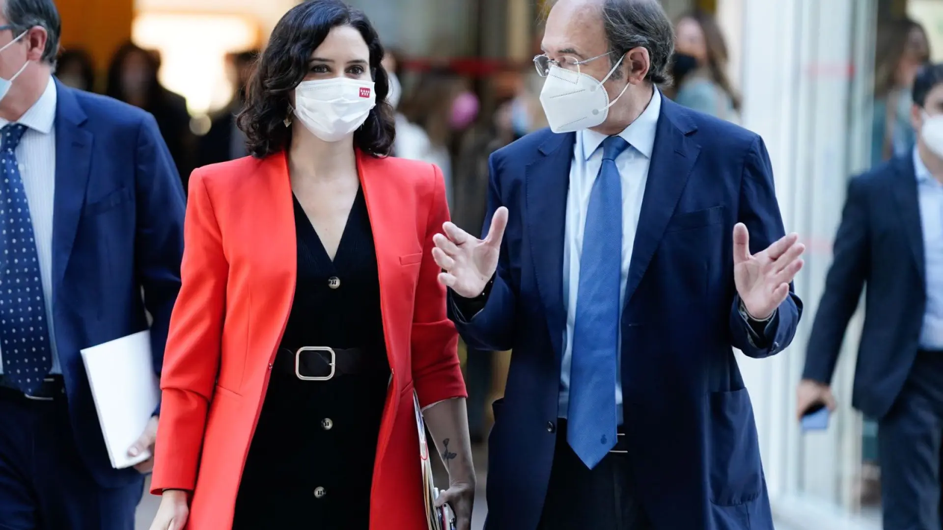 Apostar por el municipalismo, afianzar la mayoría del 4-M... Estas son las líneas fijadas por ...