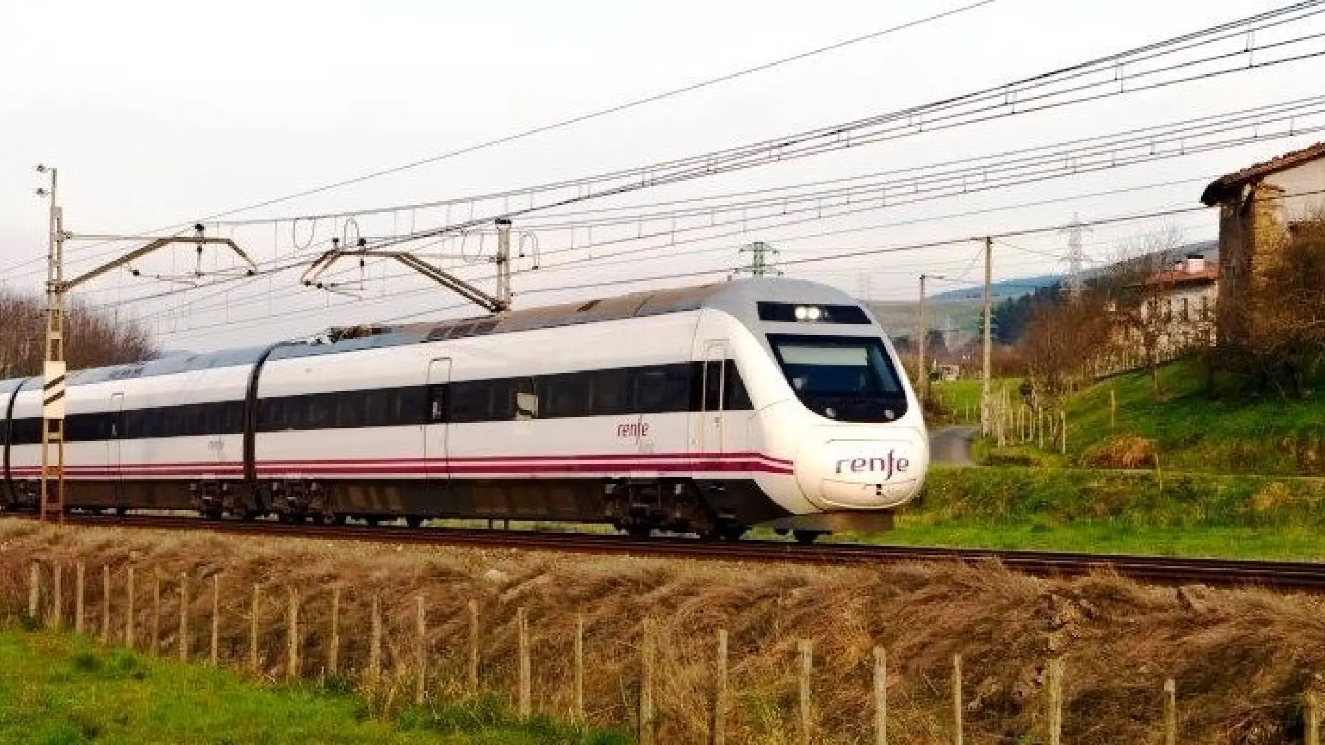 Renfe ofrece 100.000 plazas más para los puentes del 1 y el 9 de noviembre