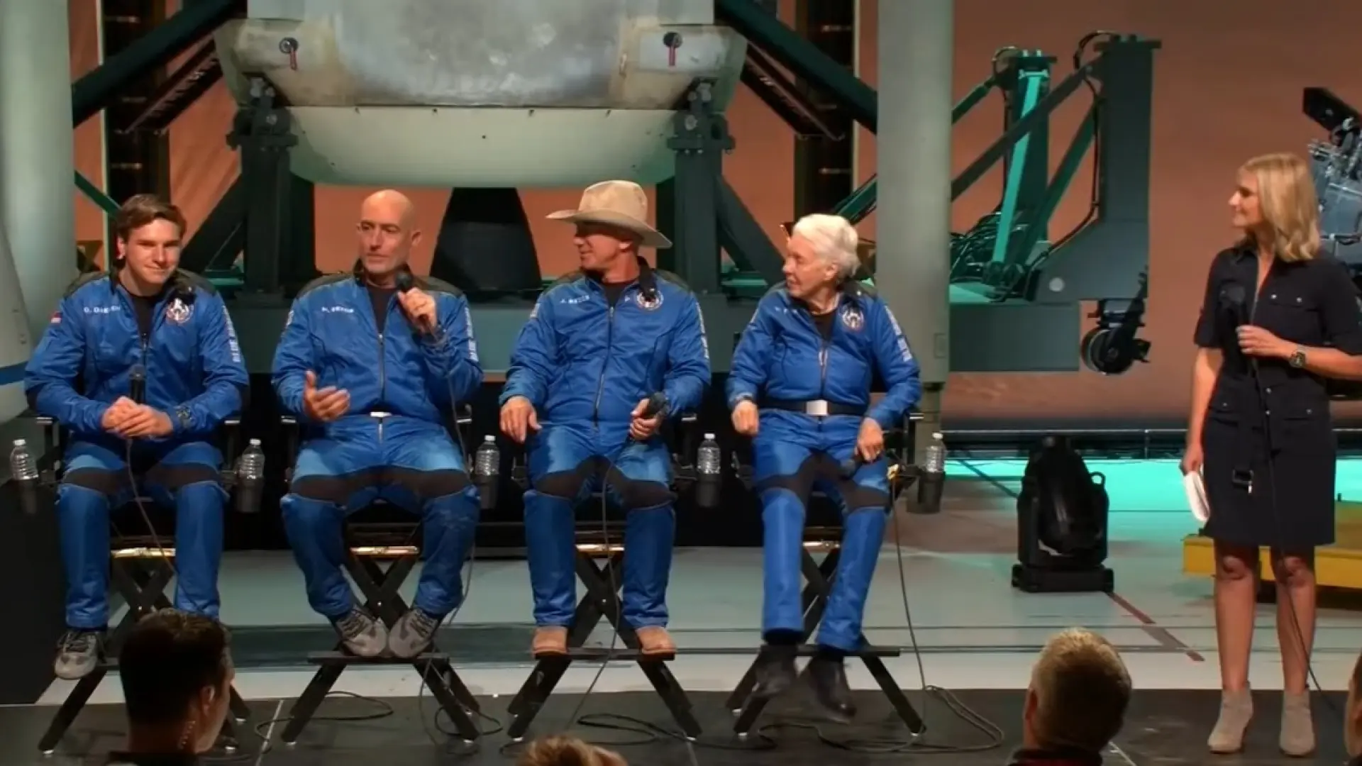 Bezos, a cada empleado y cliente de Amazon tras el histórico viaje al ...