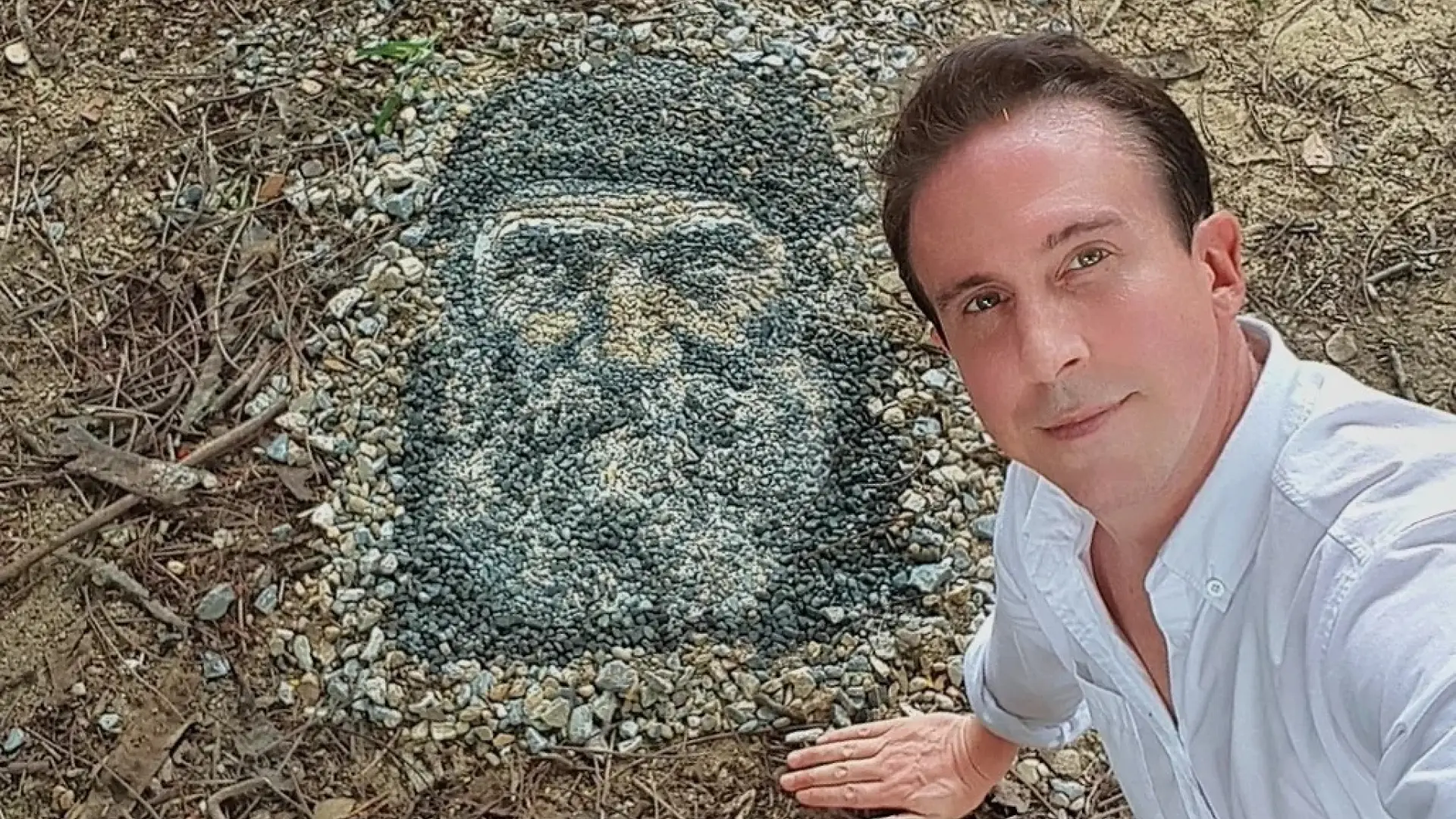 Justin Bateman, el artista que causa sensación por recrear famosas ...