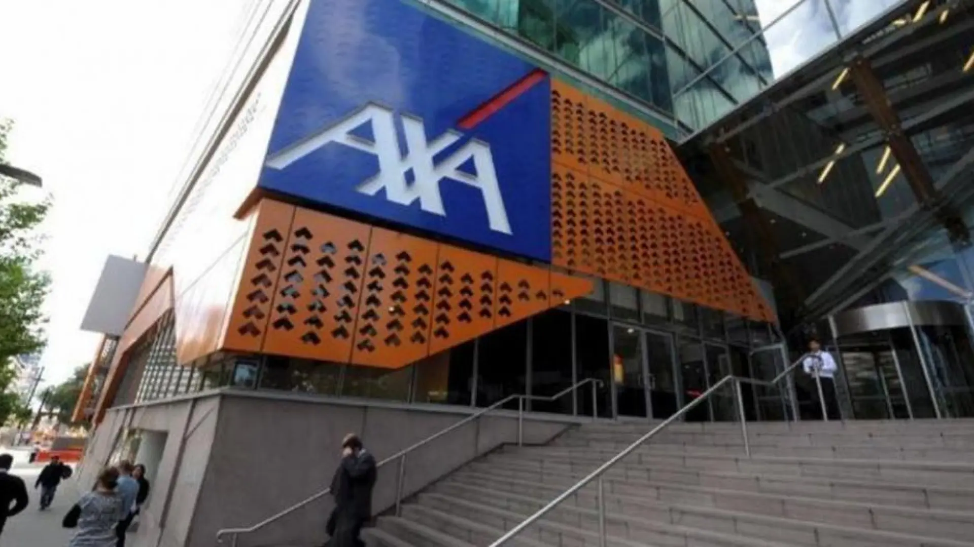 La facturación de Axa se eleva un 4% en septiembre y roza los 76.000 ...
