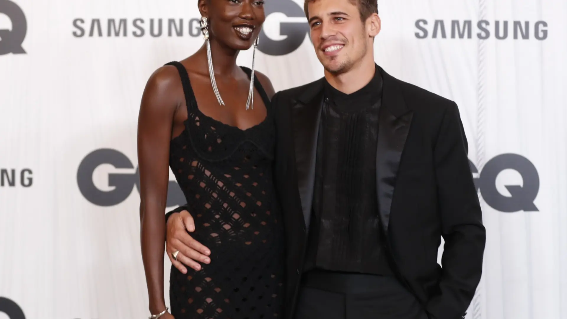 Martiño Rivas presenta oficialmente a su nueva novia, la modelo Lily Fofana