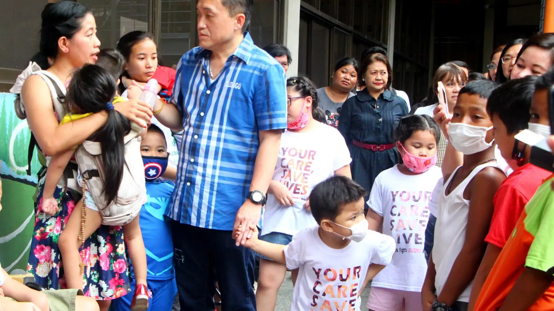 Un candidato a las elecciones filipinas se plantea renunciar "abrumado ...