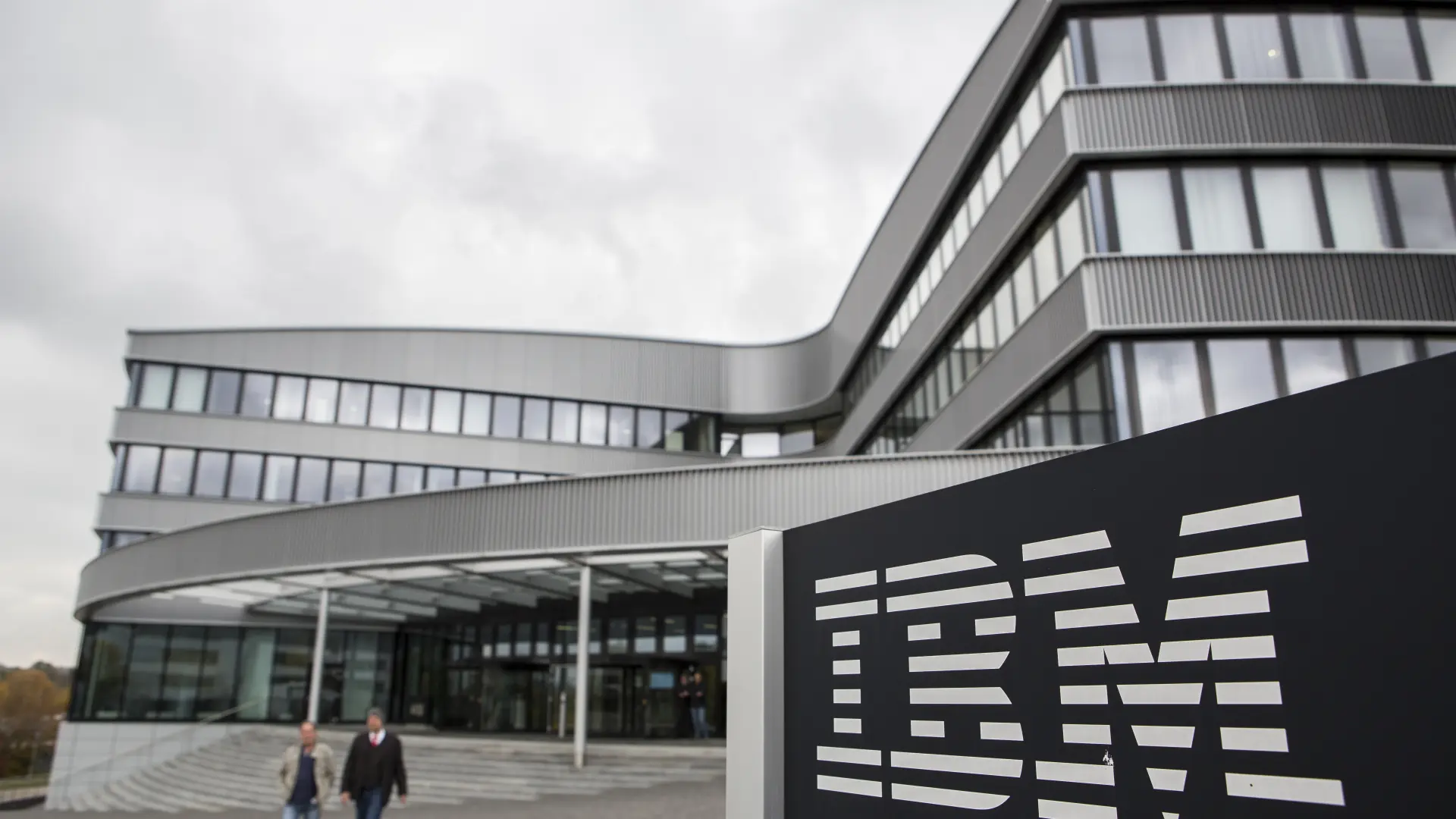 IBM logra el mayor crecimiento en una década gracias al impulso del ...