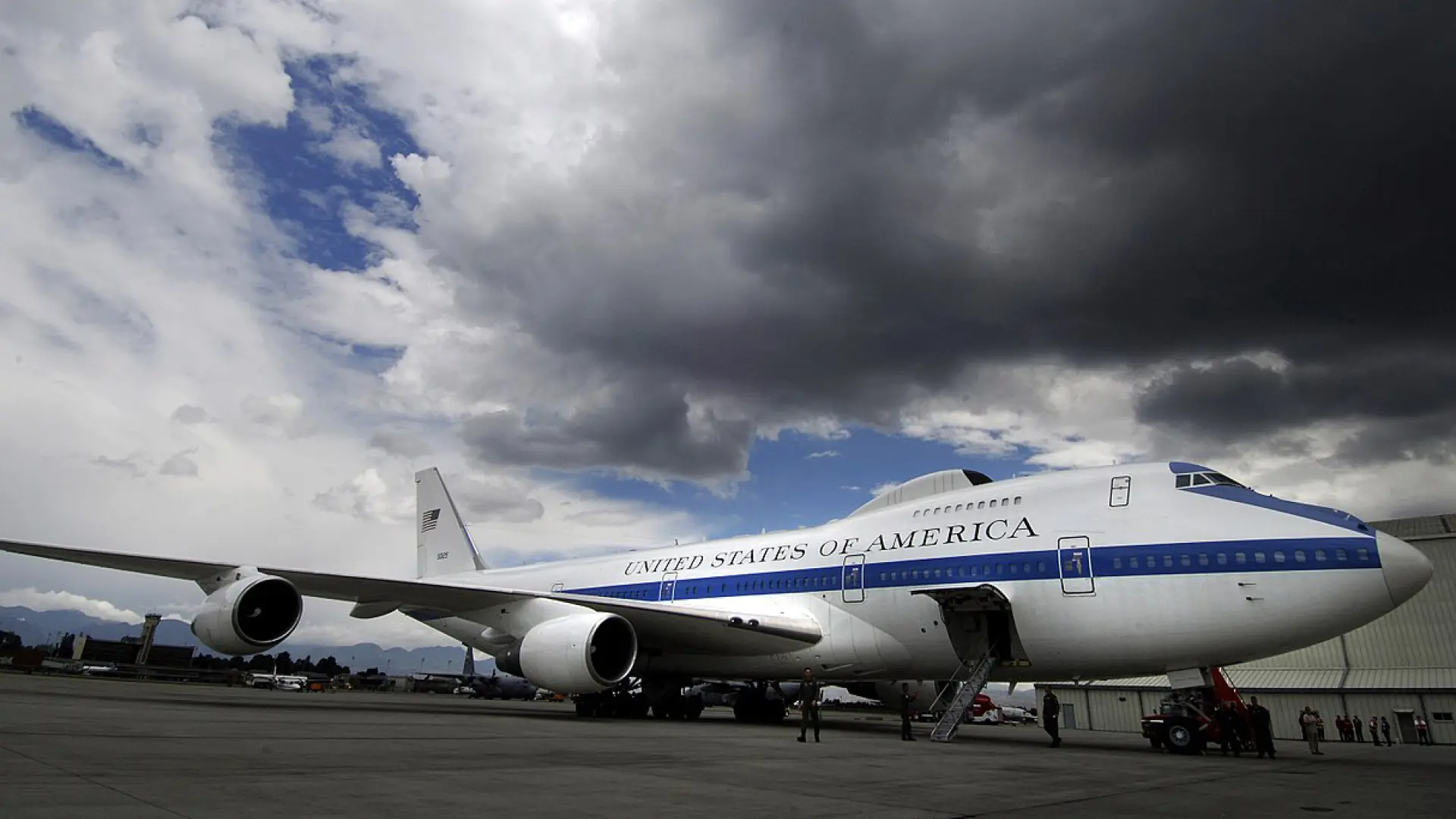 Así será el avión de Estados Unidos indestructible en una guerra nuclear