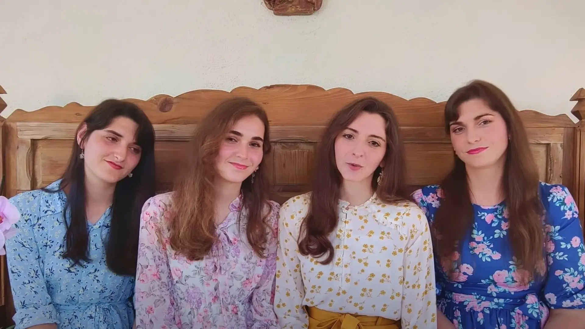 Otra de las integrantes de Flos Mariae estalla contra la serie de los ...