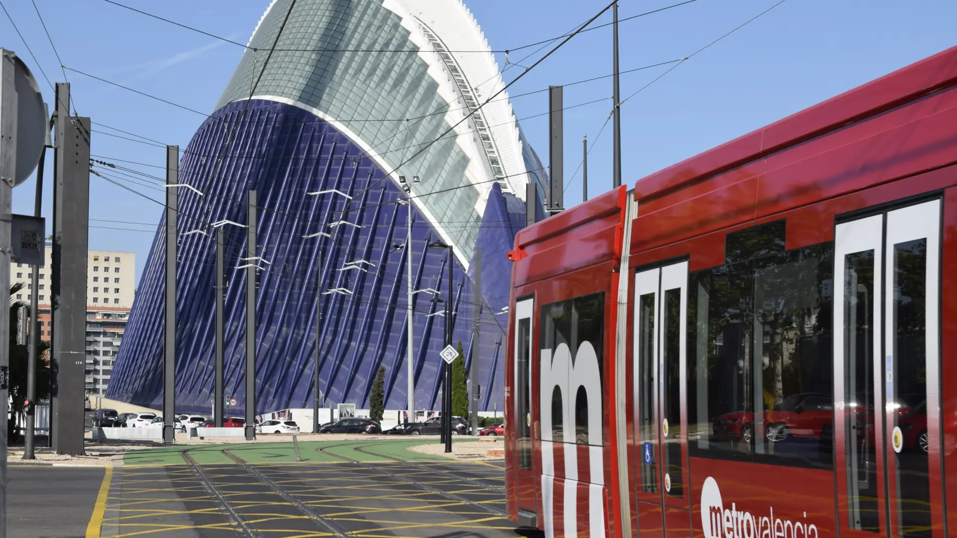 El tranvía cumple 28 años con 172 millones de desplazamientos y cinco ...