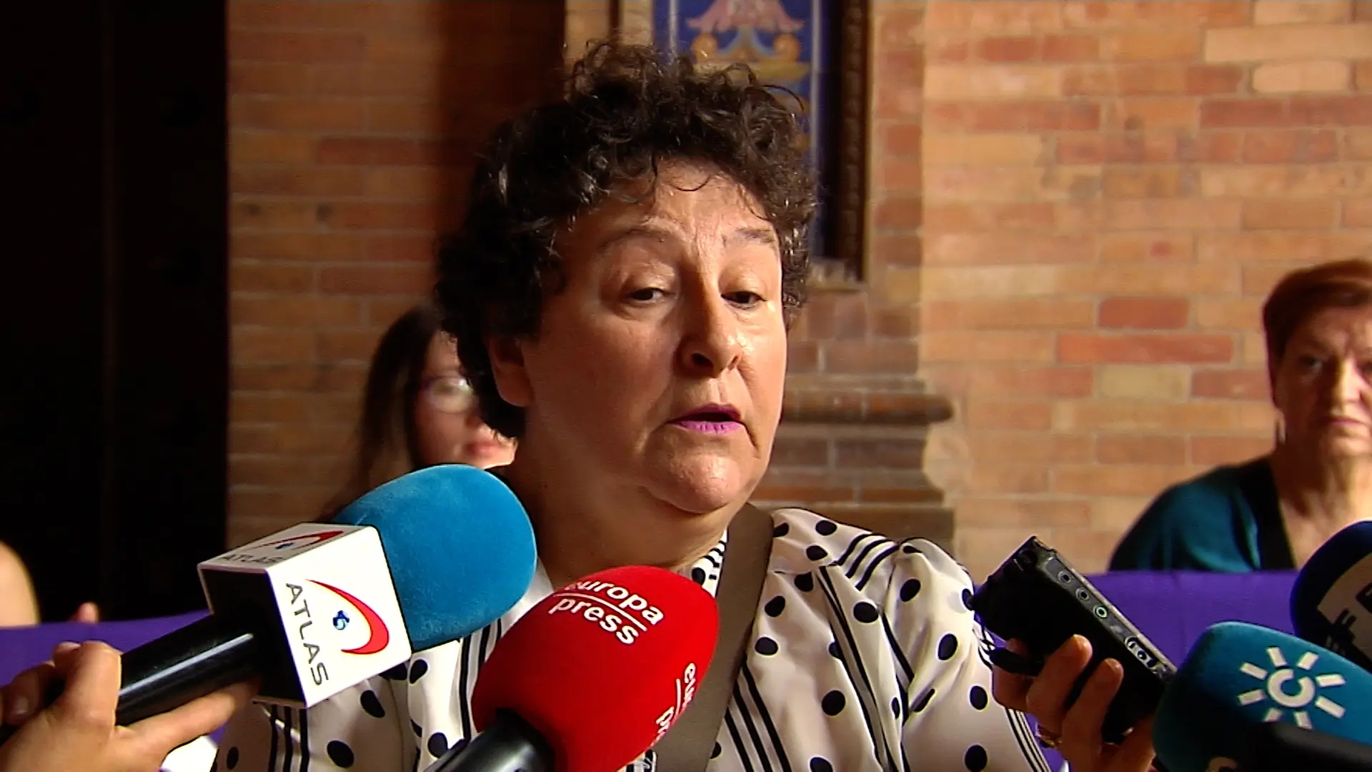 Suspenden La última Entrada En Prisión De María Salmerón Por Impedir A