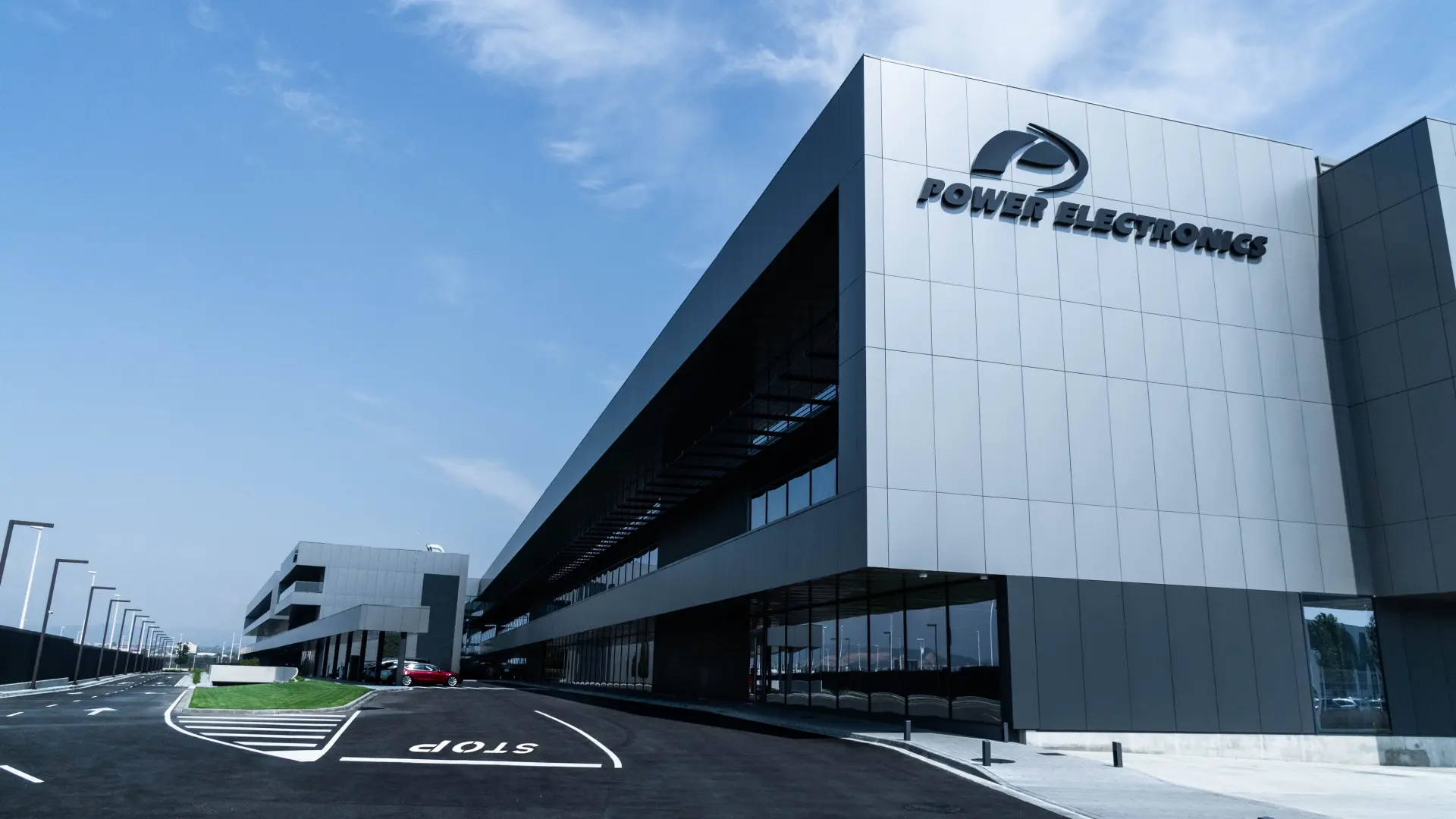 Power Electronics abre un proceso para cubrir más de 300 vacantes en ...