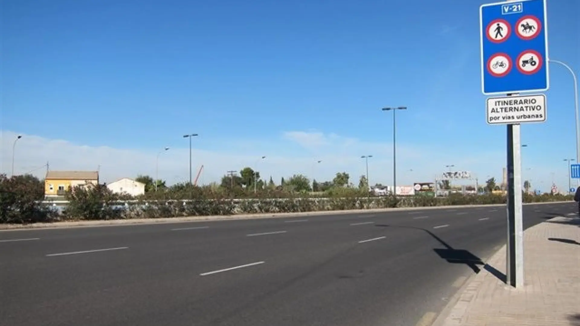 La ampliación del acceso a València por la V-21 entrará en servicio en ...