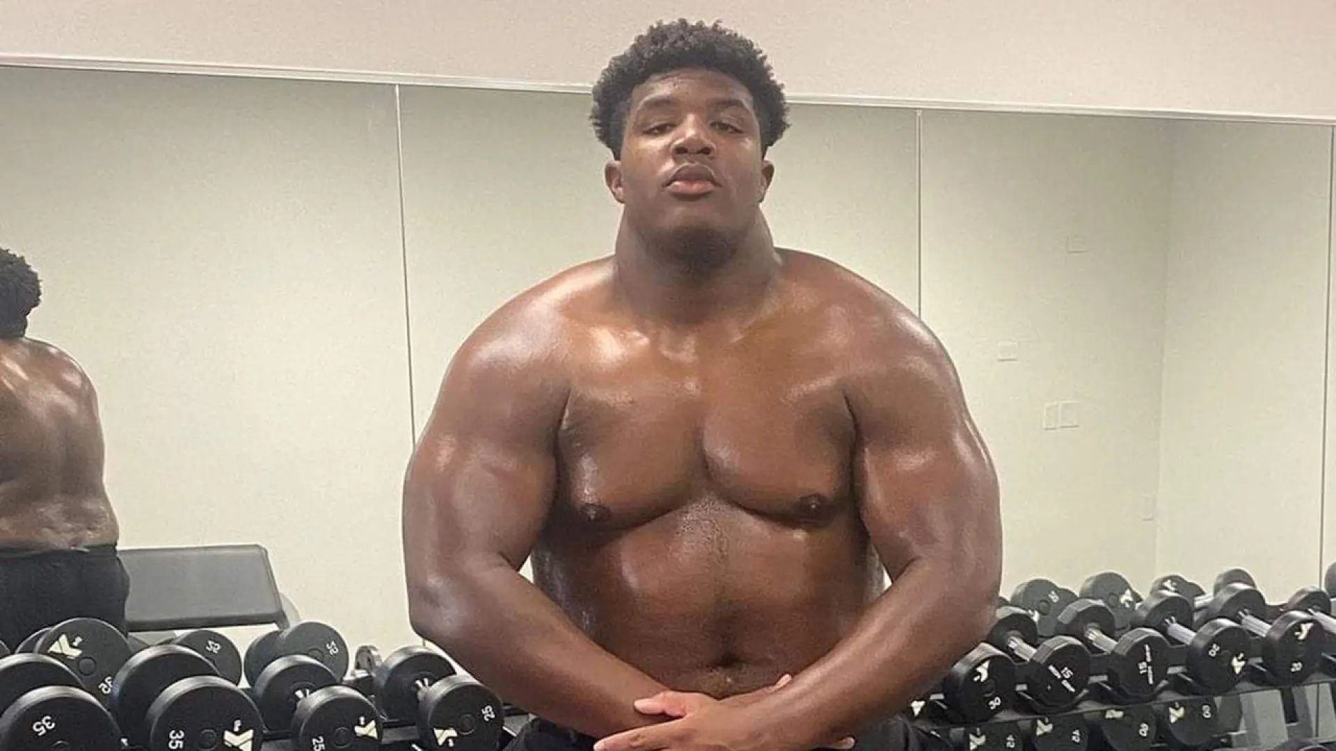 Tyler Parker, la 'bestia' de solo 14 años y 136 kilos que va a ...