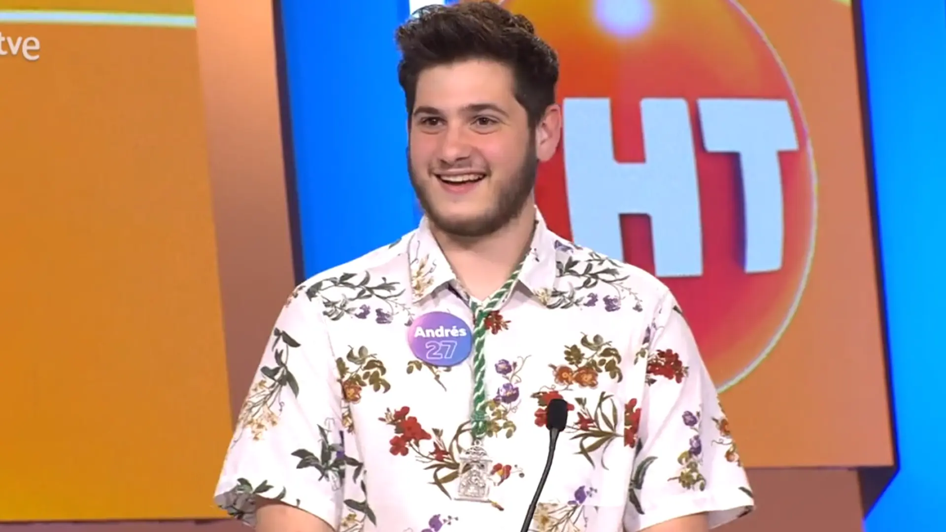 Andrés admite en 'Te ha tocado' que es el topo del programa entre sus compañeros